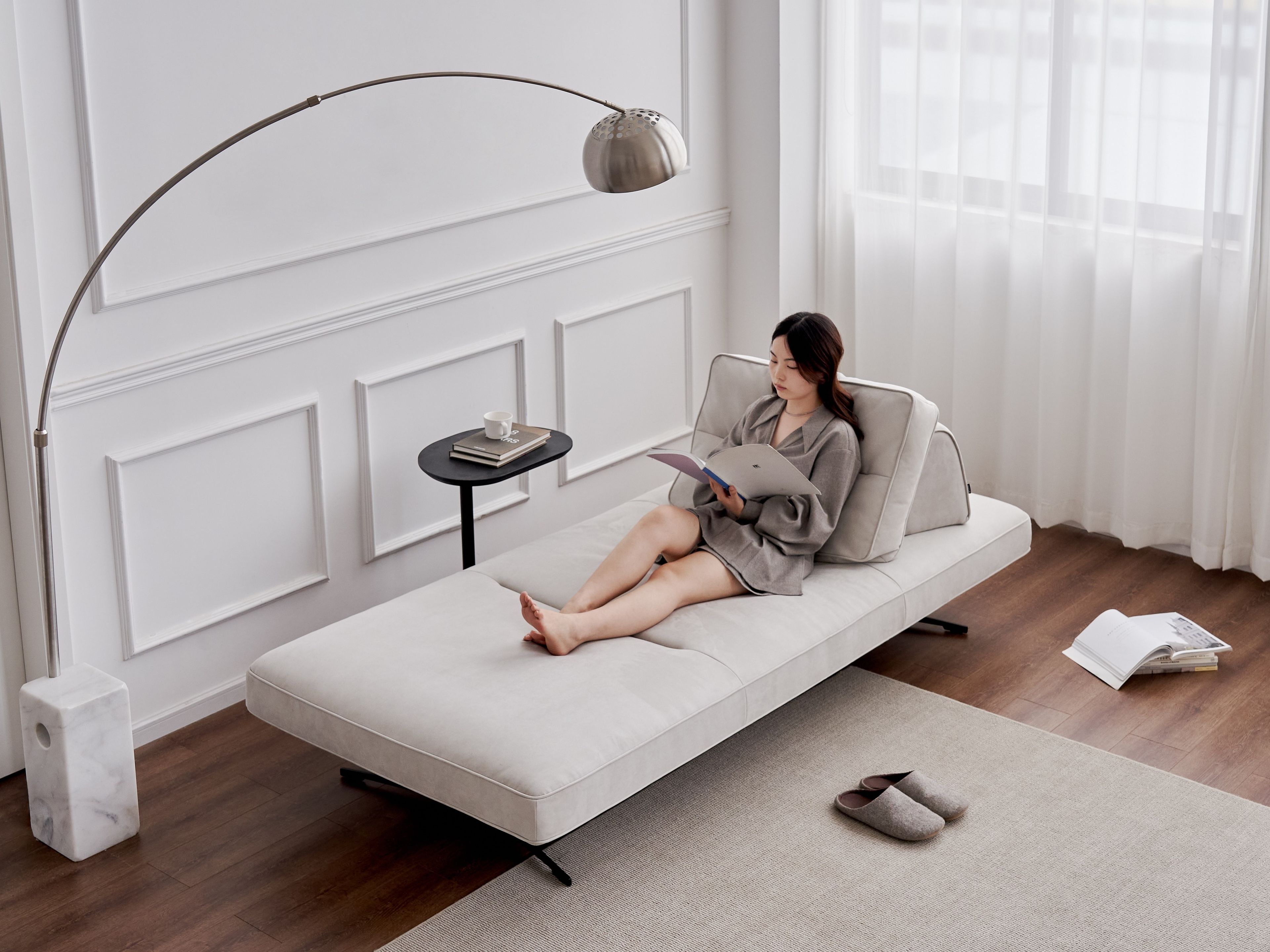 9-LAYER Upholstered fabric day bed By grado design