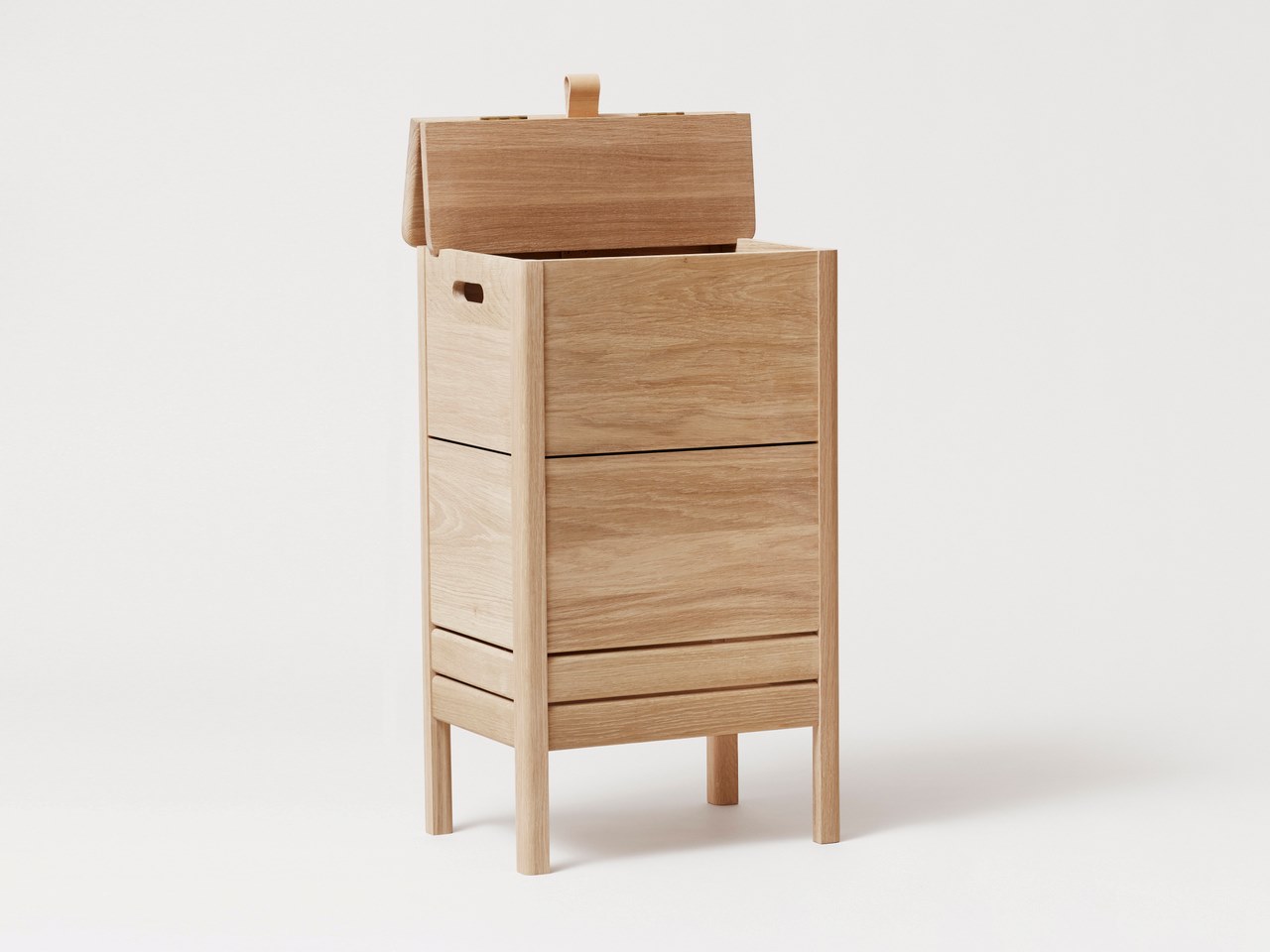 A LINE Oak laundry container By Form & Refine
