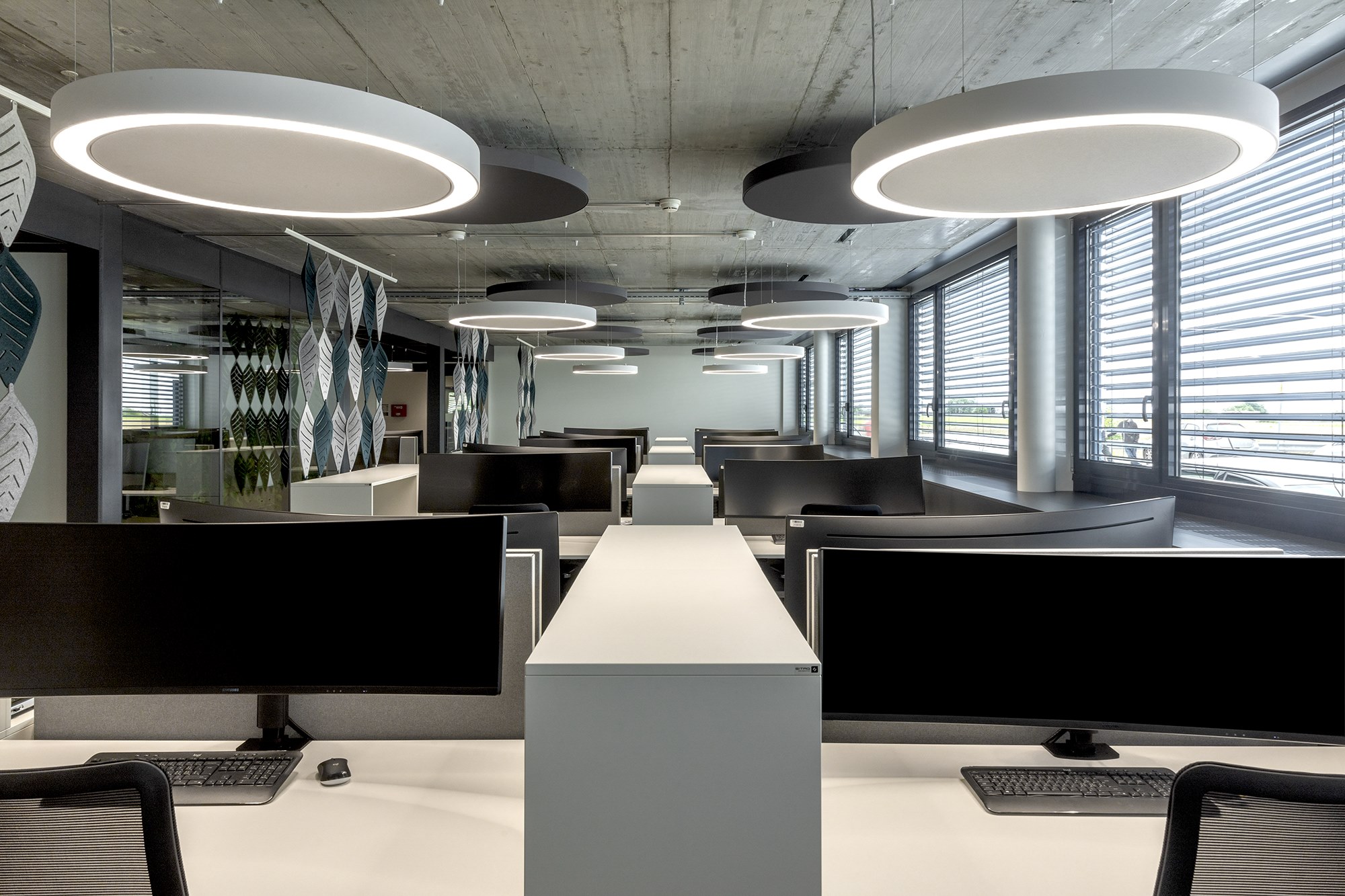 ACOUSTO ROUND S-SDI LED acoustic Moss pendant lamp By Intra lighting