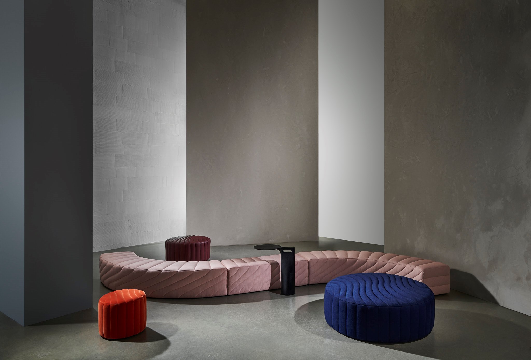 ADAGIO Upholstered fabric bench By Wittmann | design NOTE Design Studio