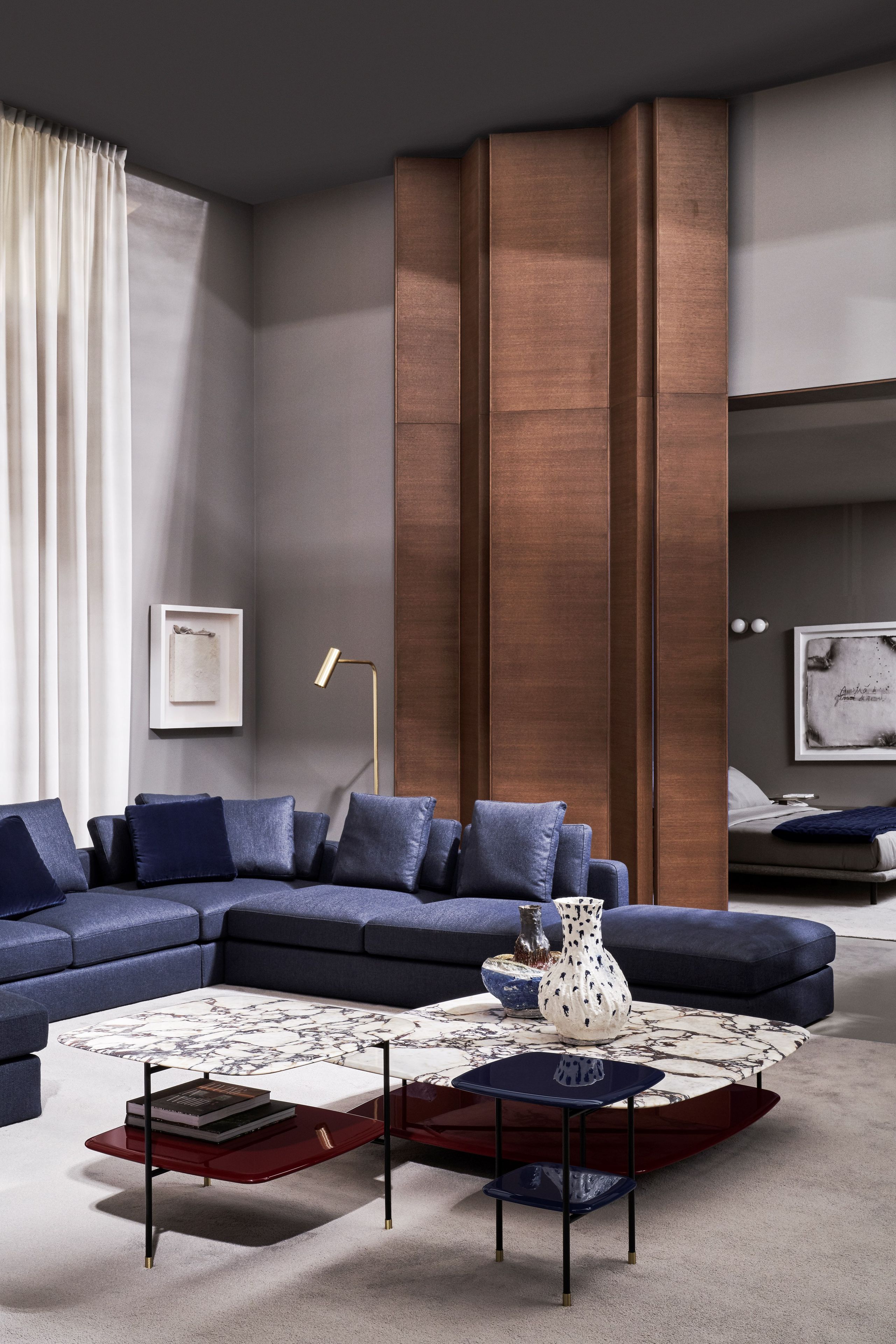 ADRIAN Square marble coffee table By Meridiani | design Andrea Parisio