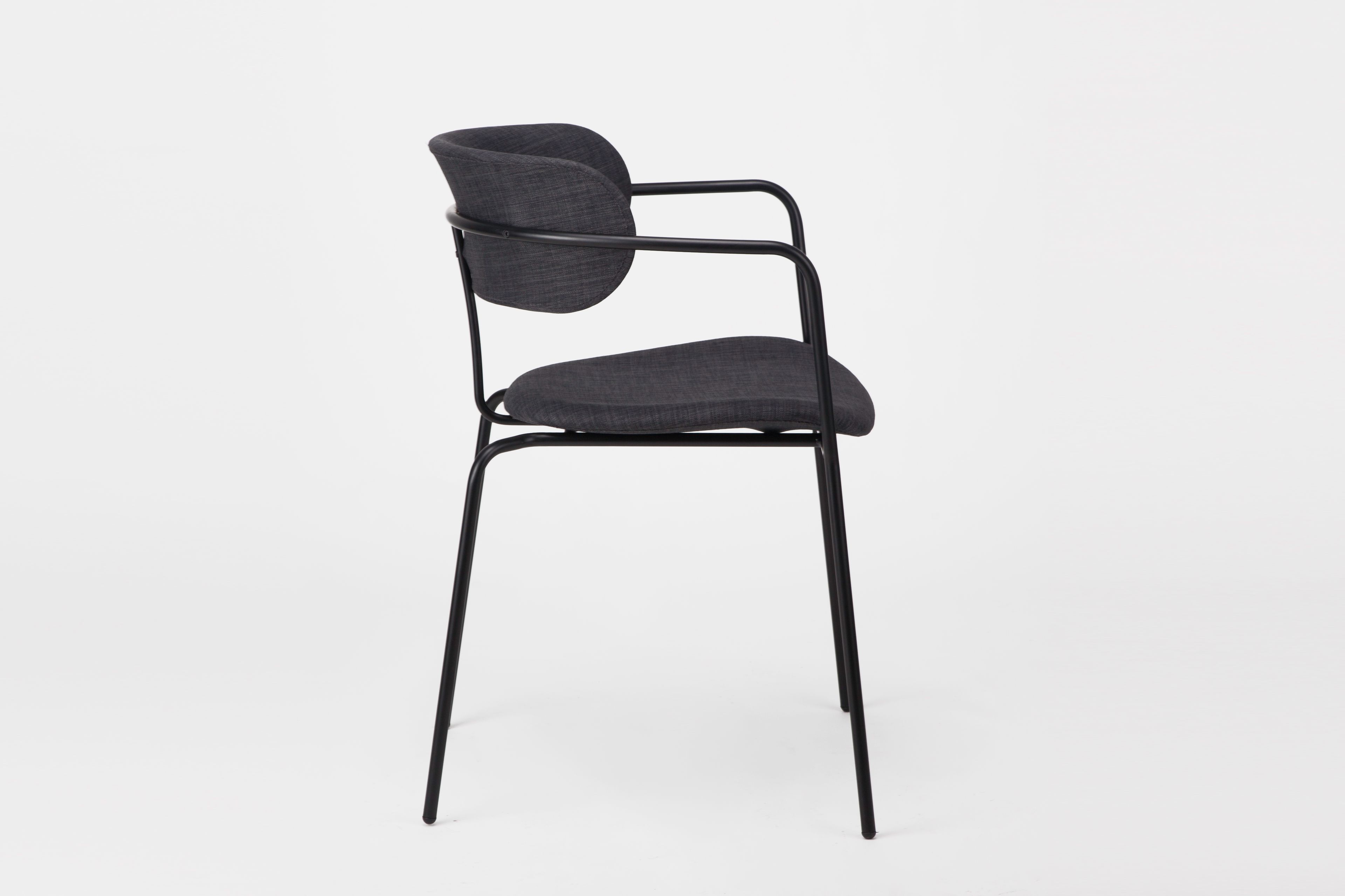 AFM | Chair with armrests By Senchuan