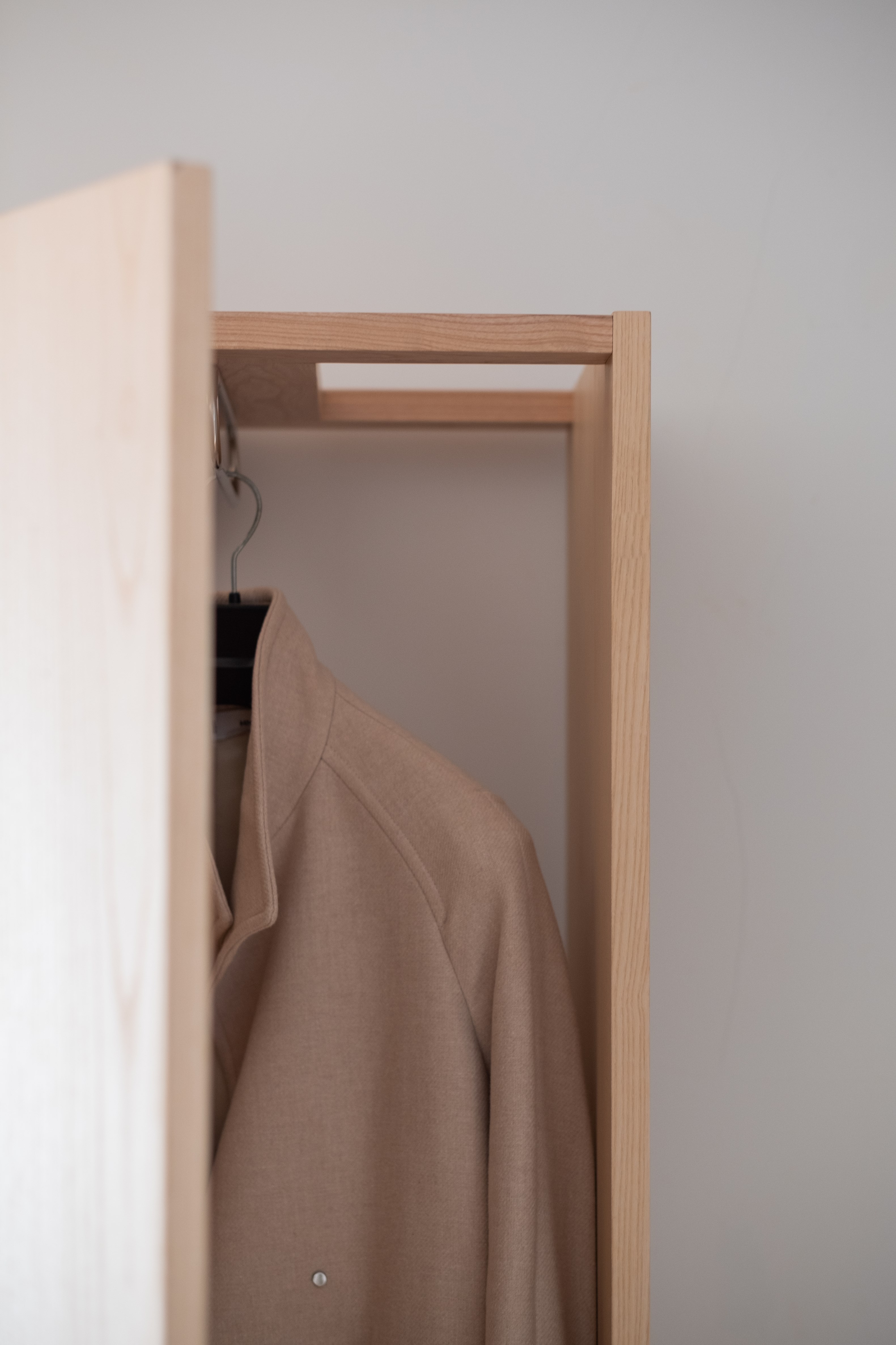 ALFAMA Wooden wardrobe with 1 door By MOR DESIGN | design Alvaro Siza ...