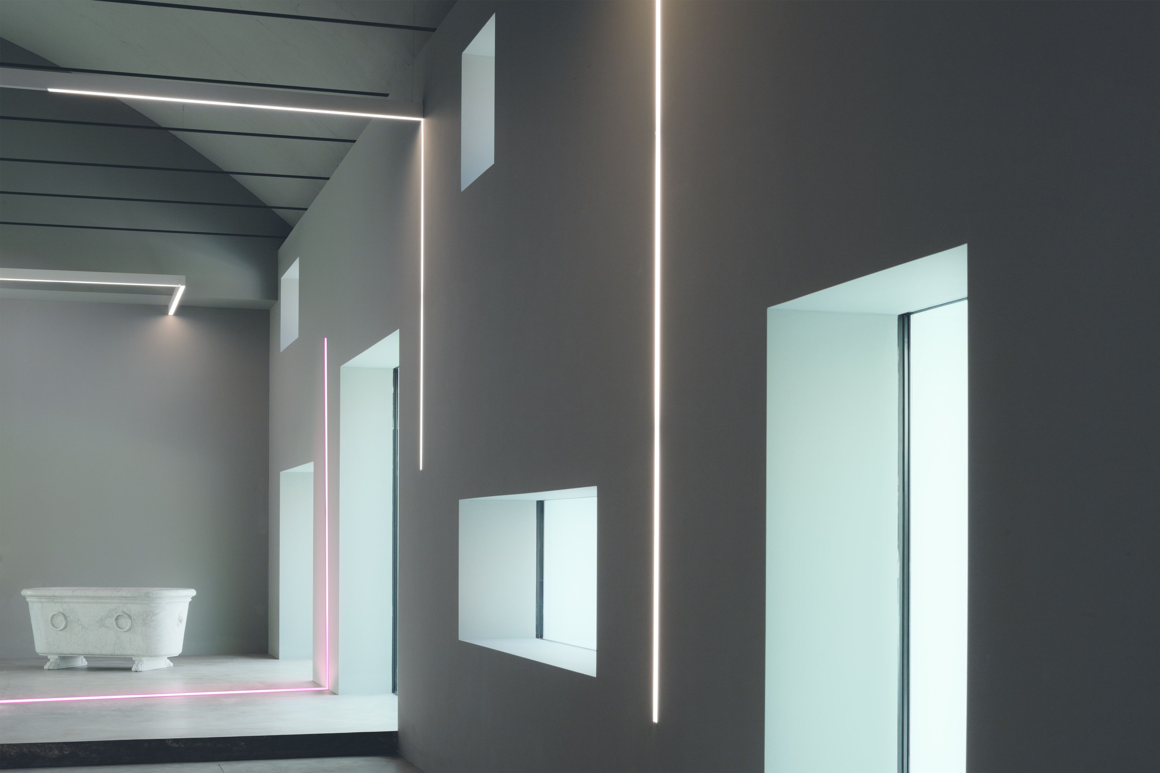 ALGORITMO SYSTEM | Linear lighting profile By Artemide
