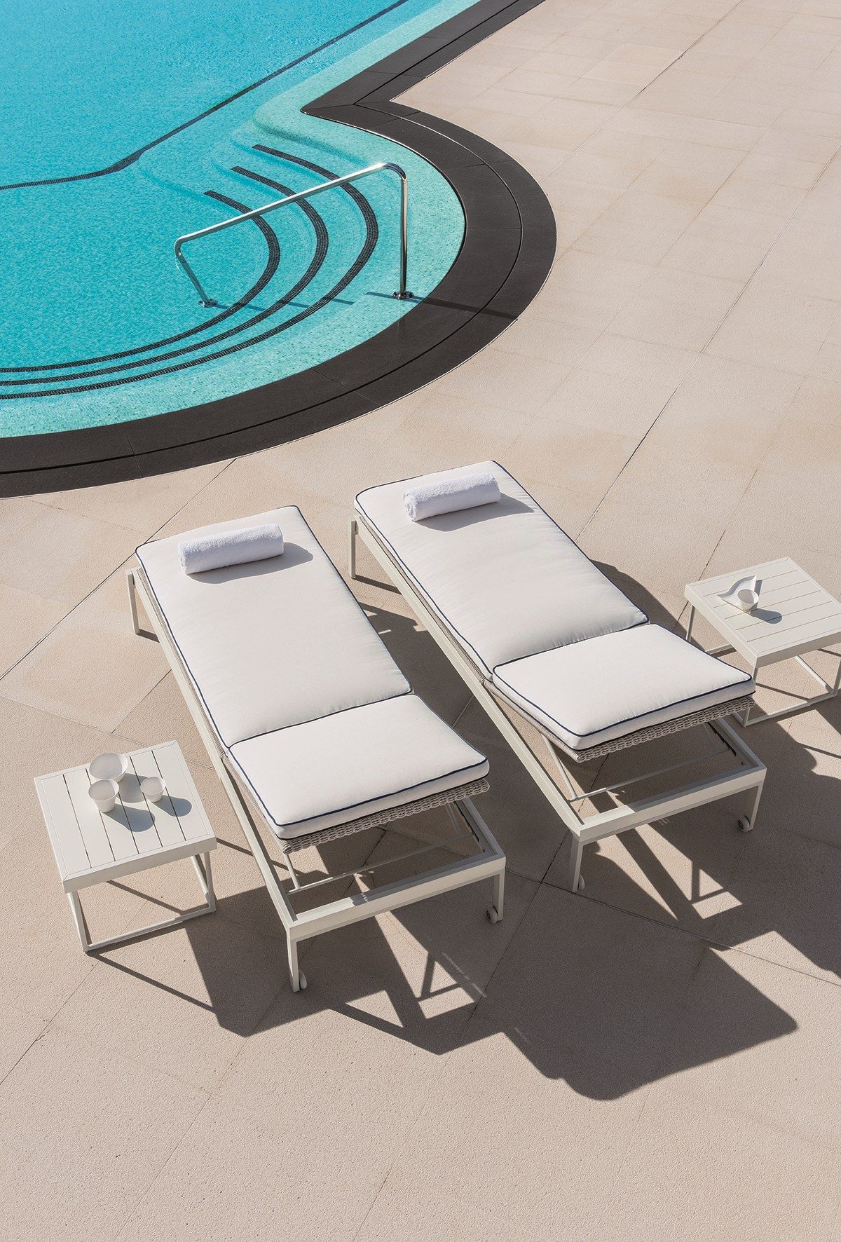 ALLAPERTO GRAND HOTEL ETWICK | Lettino da giardino Collezione Allaperto By Ethimo design Matteo ...