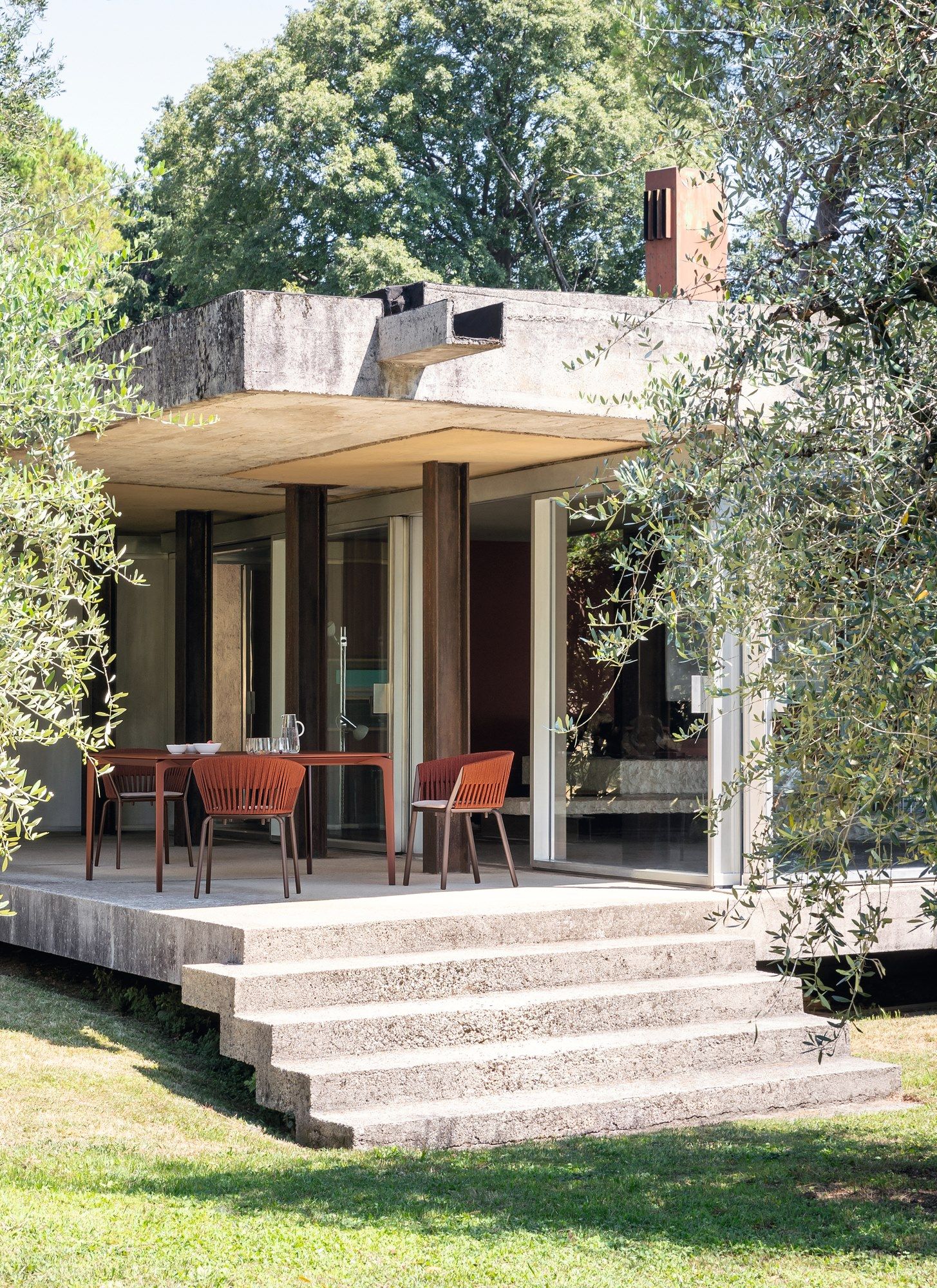 ALLSIZE | Extending table By FAST design Alberto Lievore