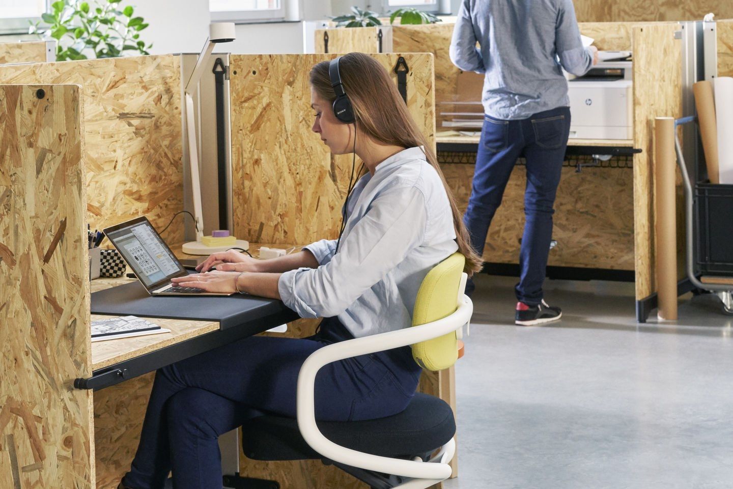 ALLSTAR Height-adjustable fabric office chair with armrests By Vitra ...