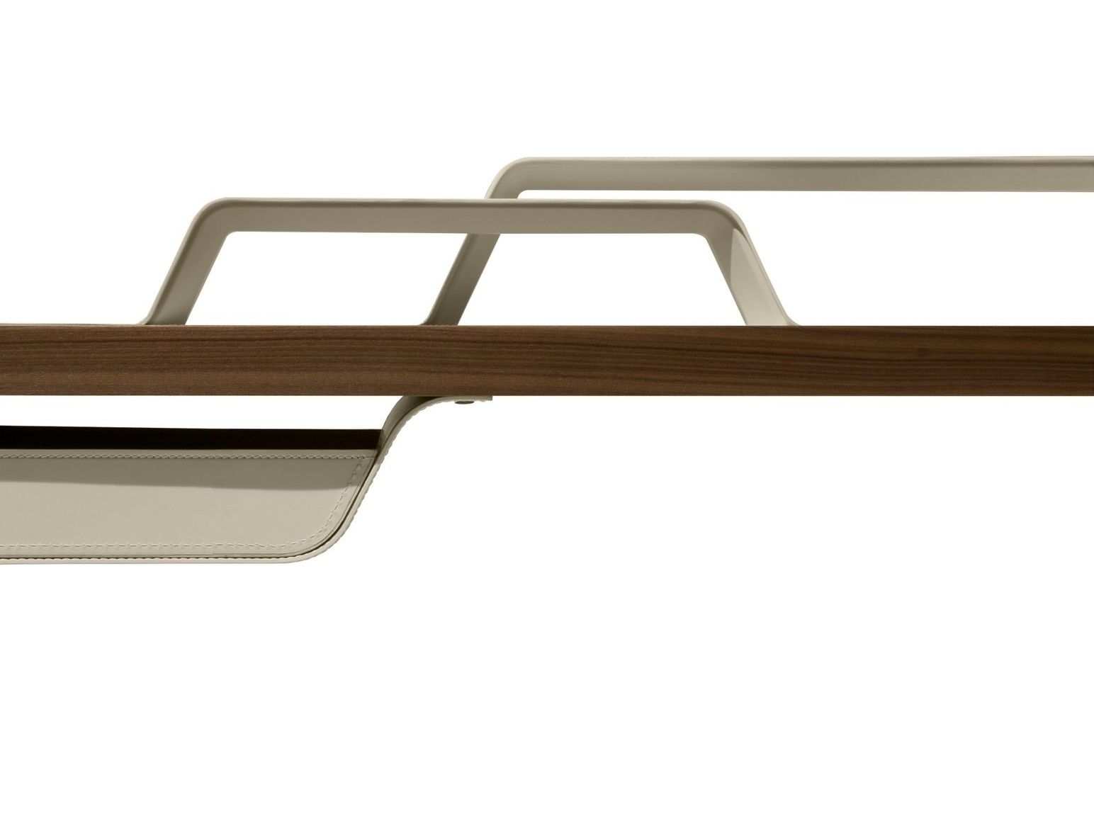 ALMA Writing desk By Giorgetti | design Pamela Amine