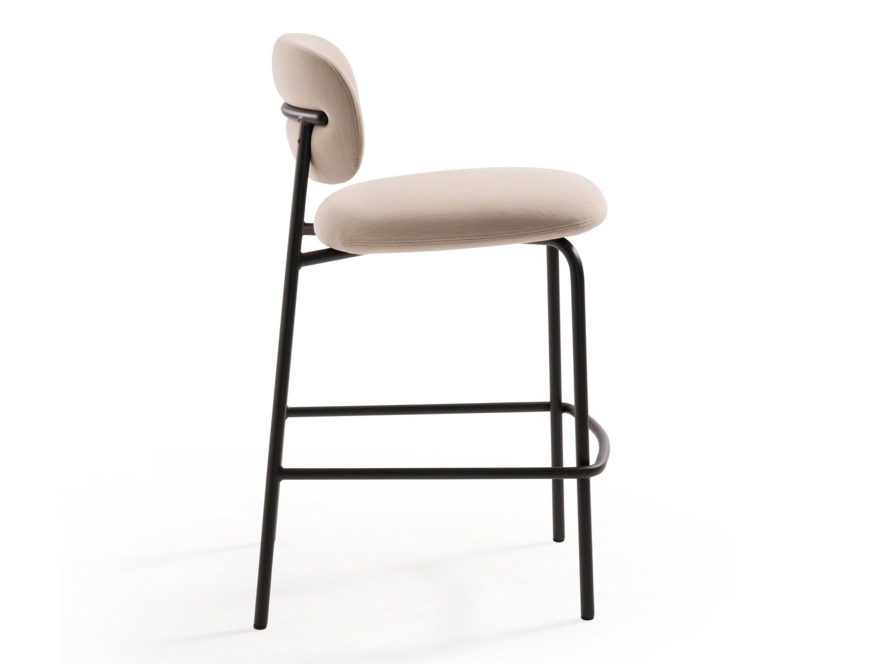 ALOA | Stool By Artifort design Khodi Feiz