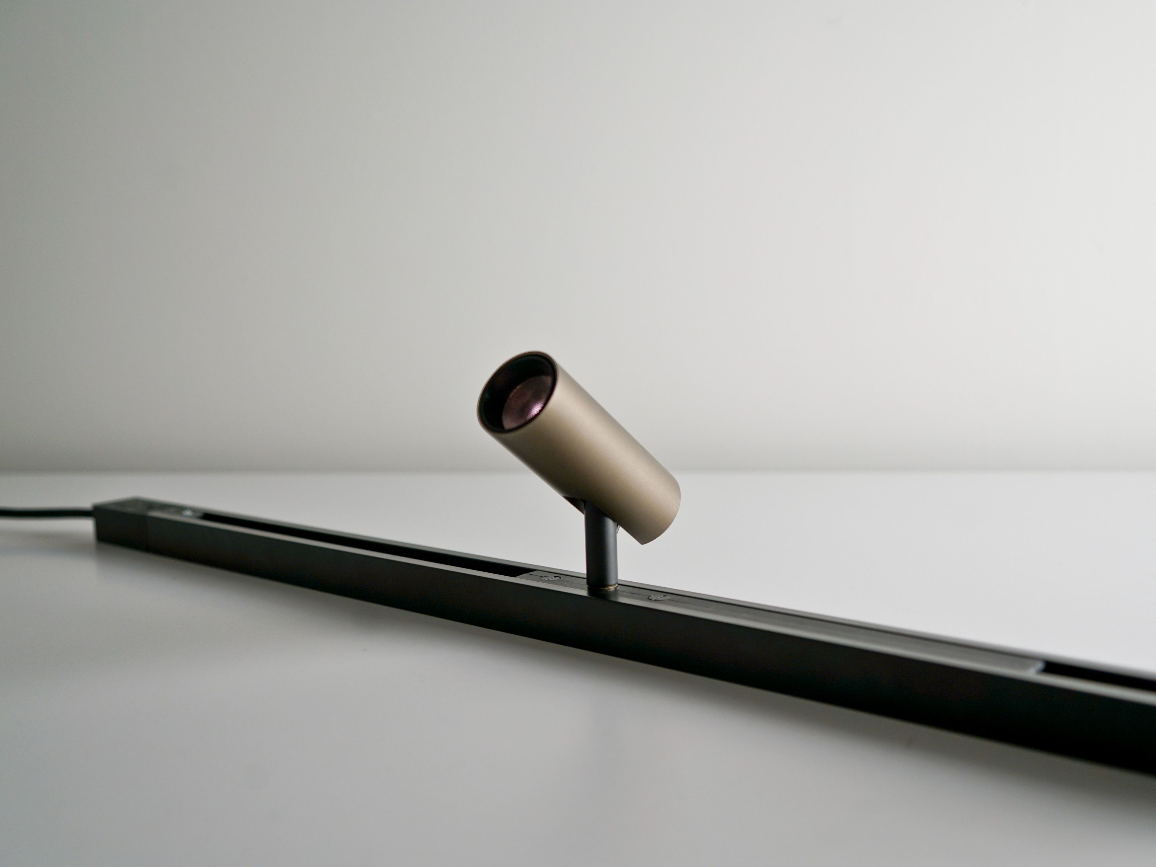 ALPHA 48 VDC LED adjustable spotlight By PURALUCE