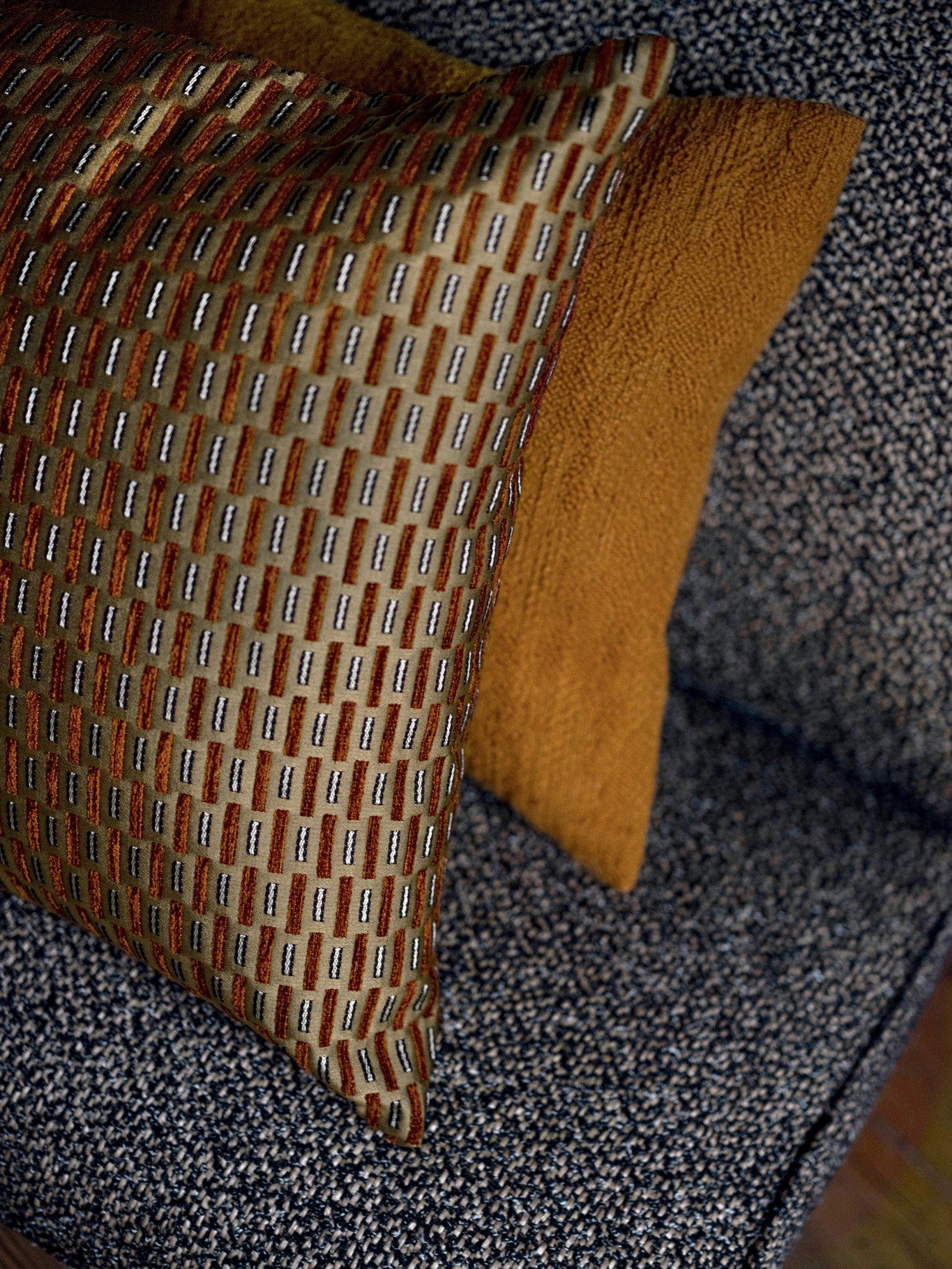 AMBIENTI - MARIO Solid-color high resistance upholstery fabric By Élitis