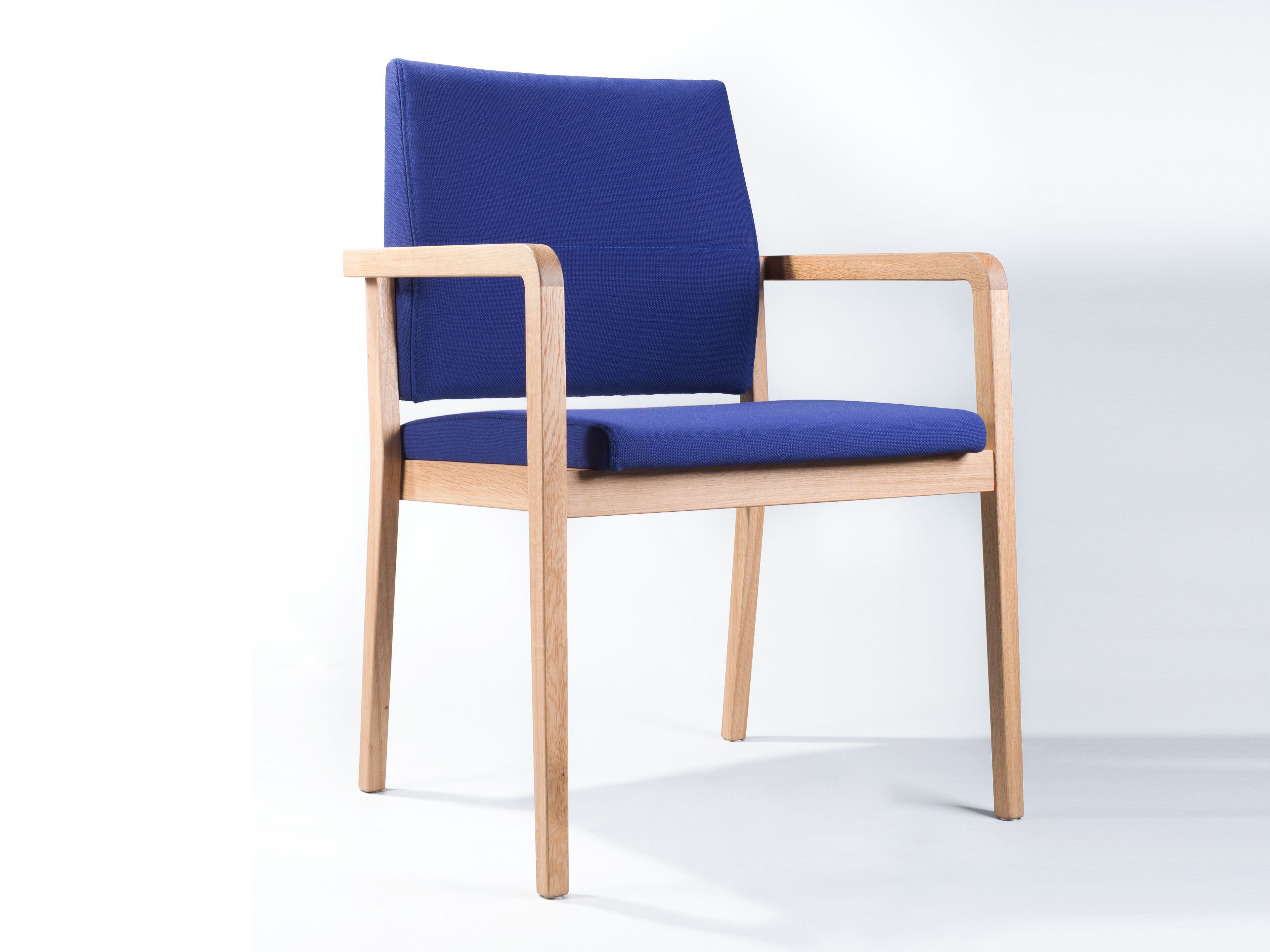 MENDEL Training chair By AMOSDESIGN