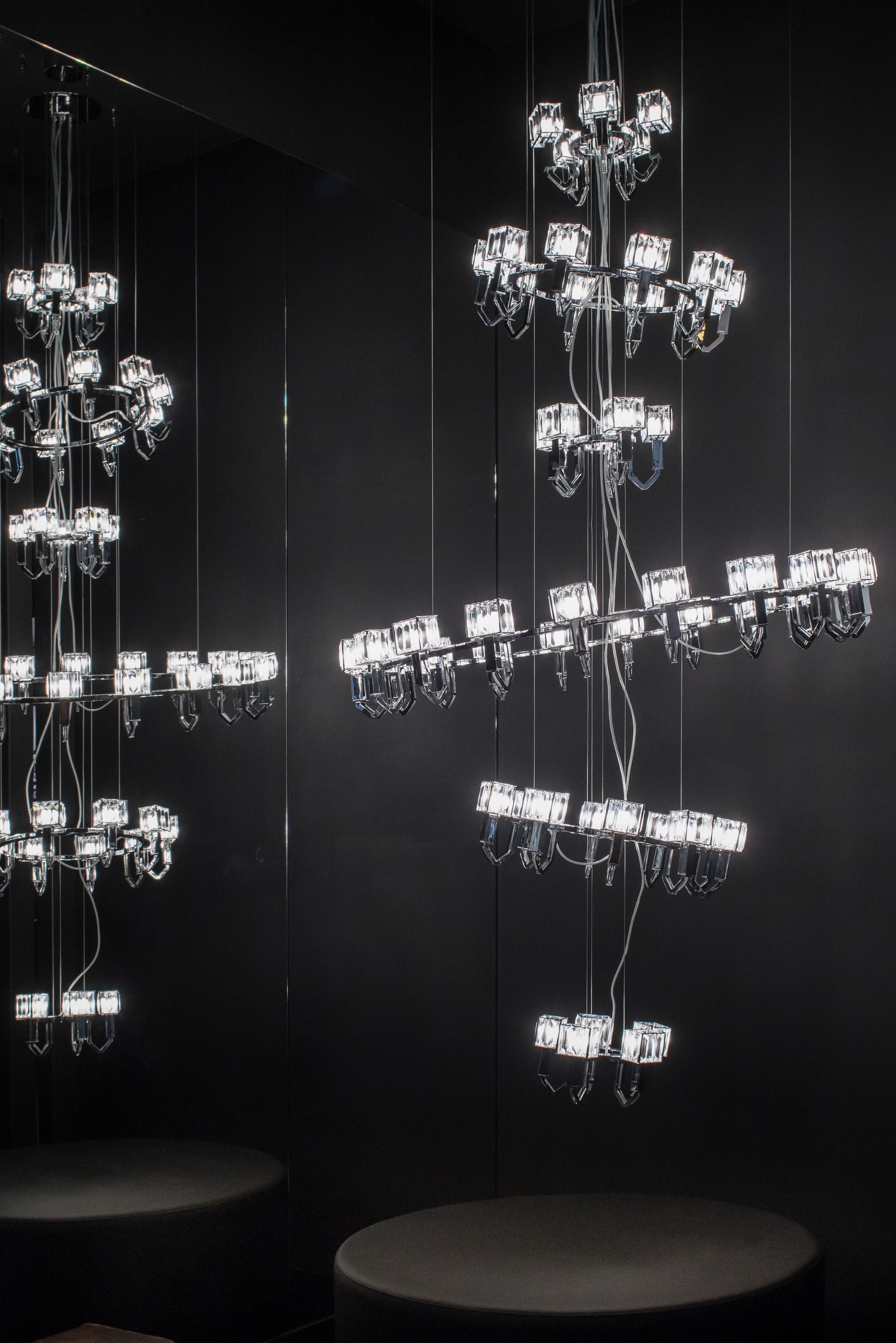 ANGIE EX01 Crystal chandelier By Patrizia Garganti | design Roberto ...