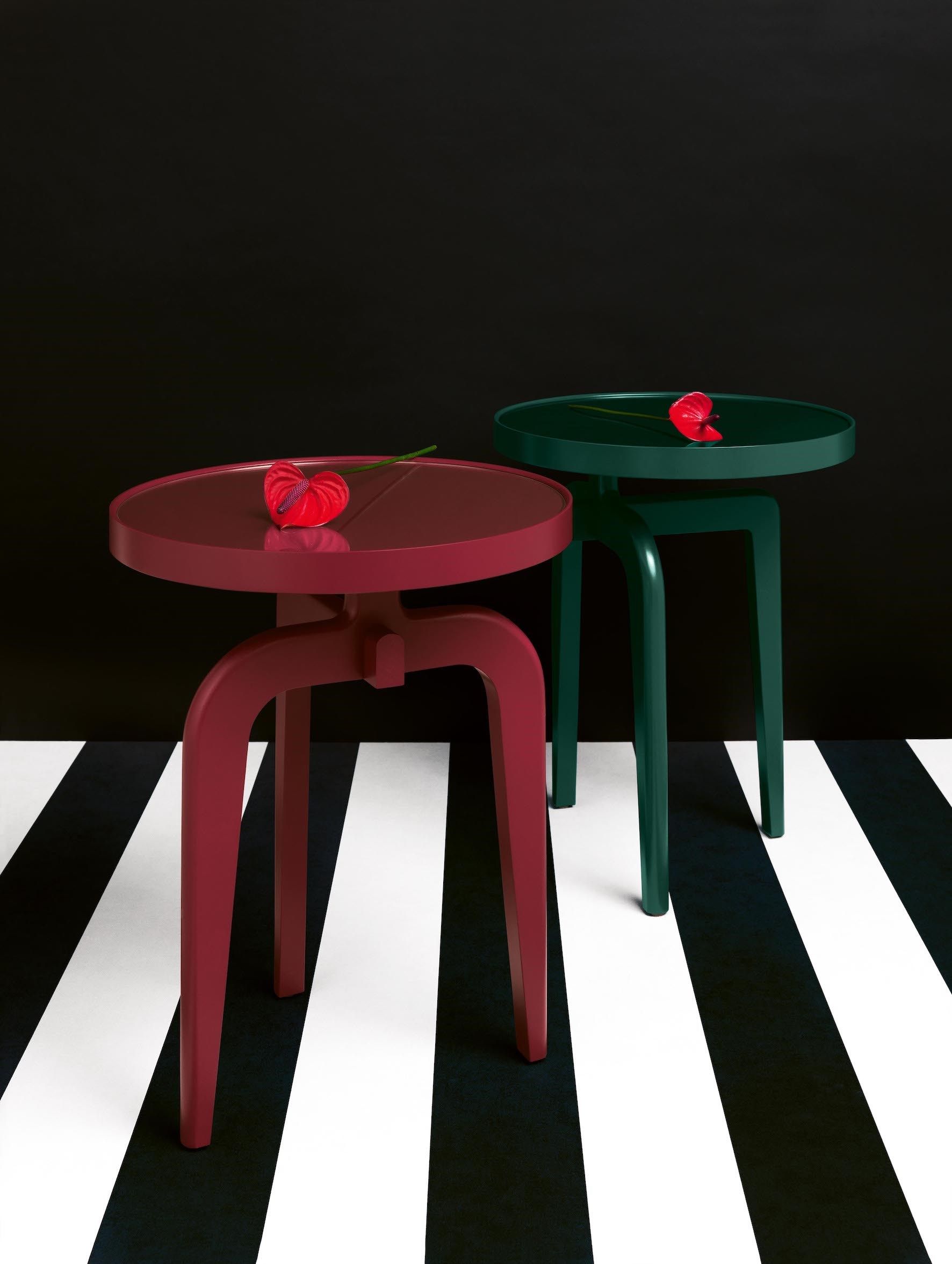 ANT coffee table By Schönbuch