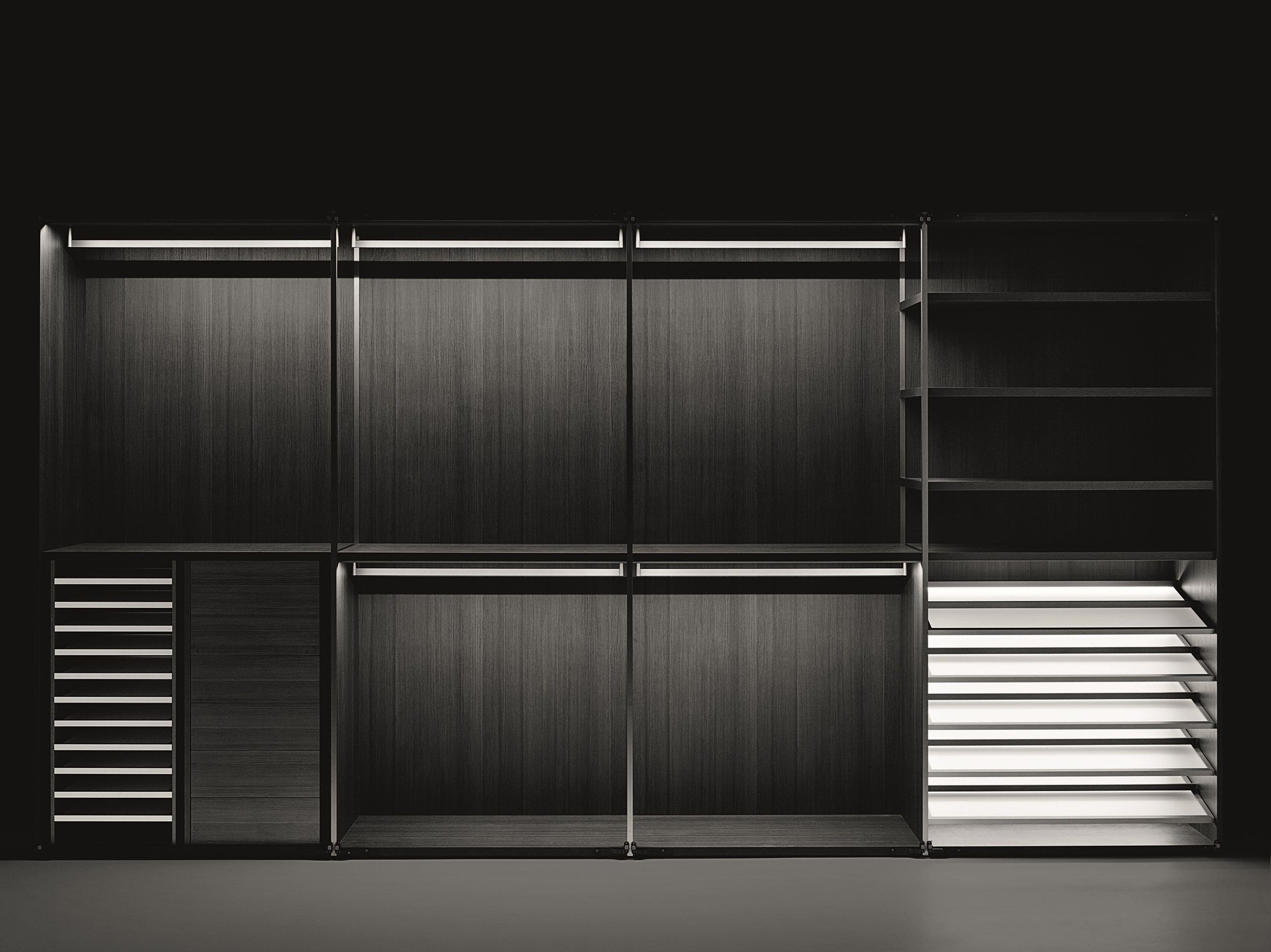 ANTIBES Wardrobe, walk-in wardrobe and boiserie By Boffi | design Piero ...