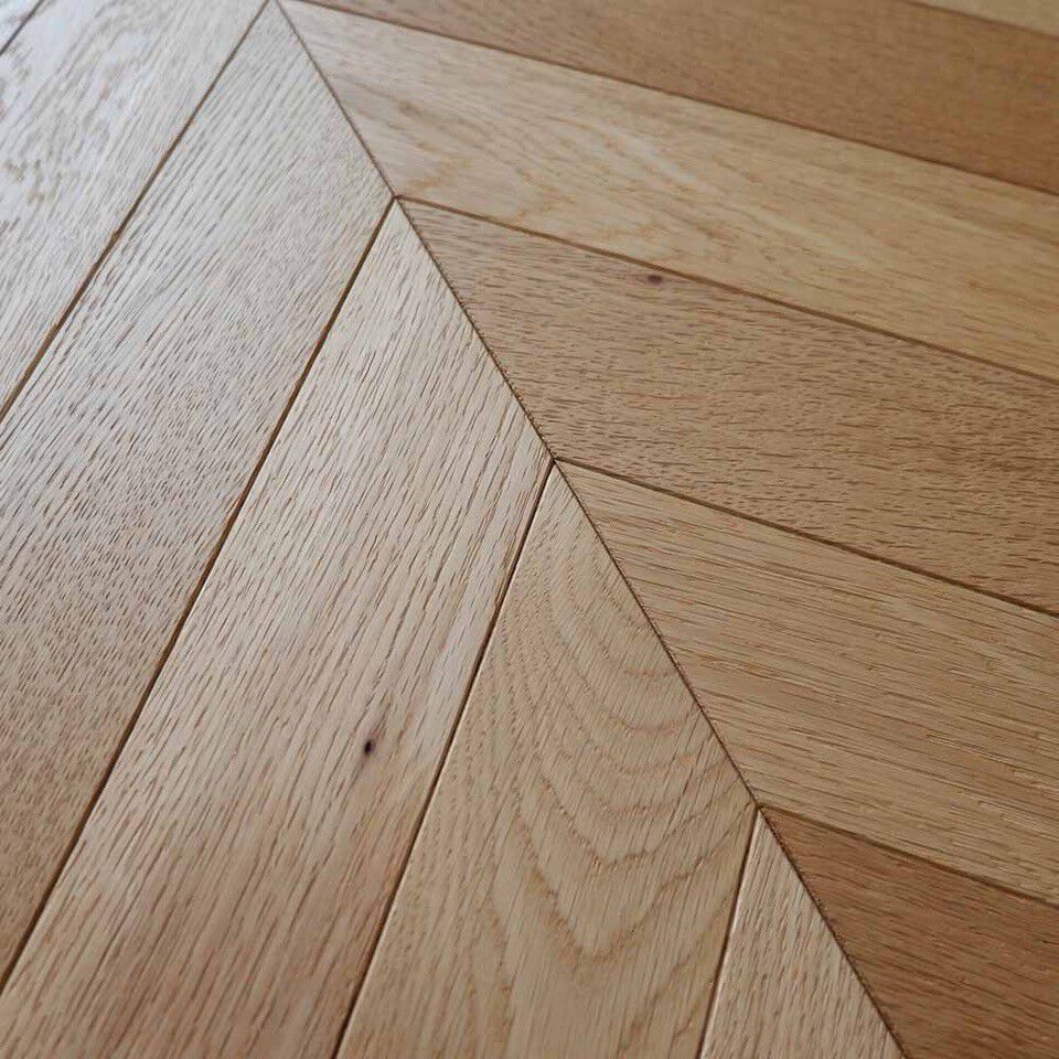 Chevron flooring Wooden parquet By ANTICO TRENTINO