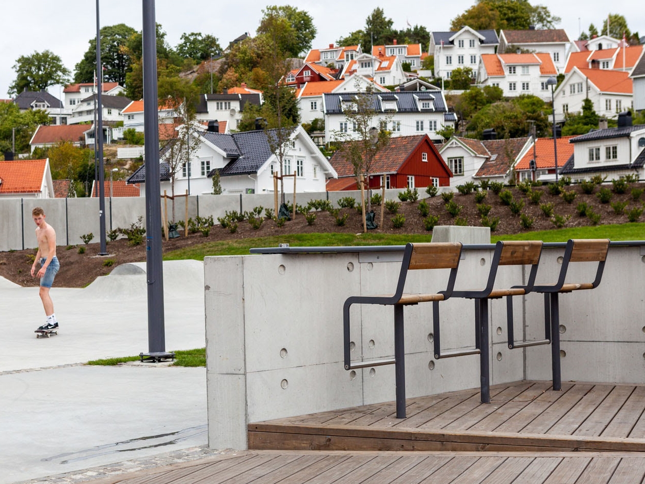 APRIL BAR CHAIR | Outdoor chair By VESTRE