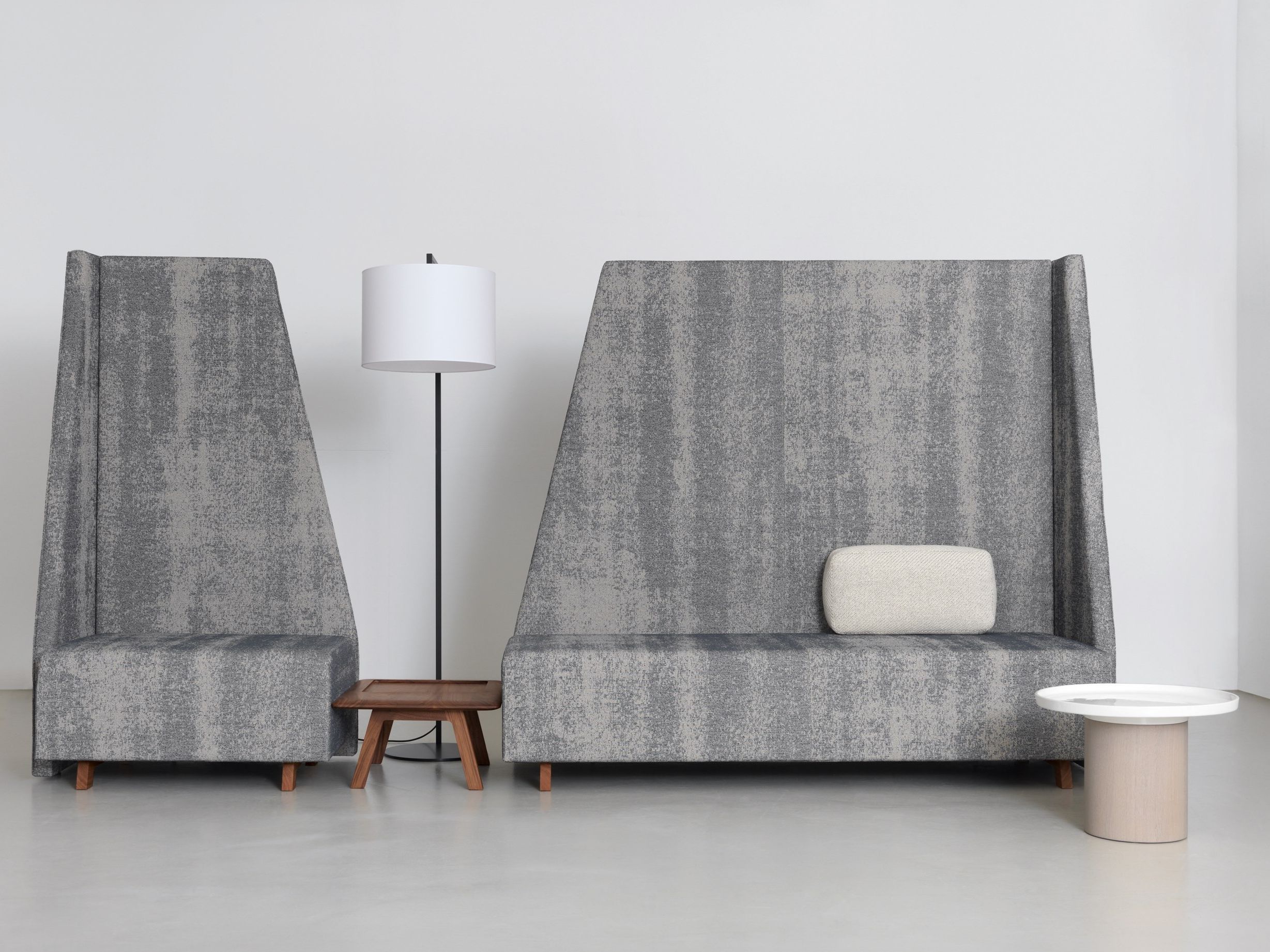 APU Low round wooden coffee table By ZEITRAUM | design Hanna Ehlers