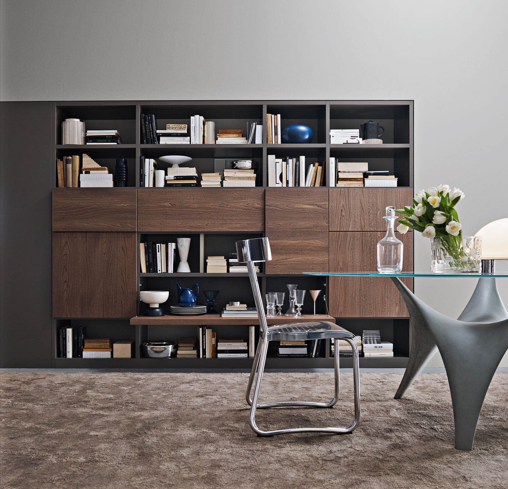 ARC 桌子 By Molteni & C. | design Foster + Partners