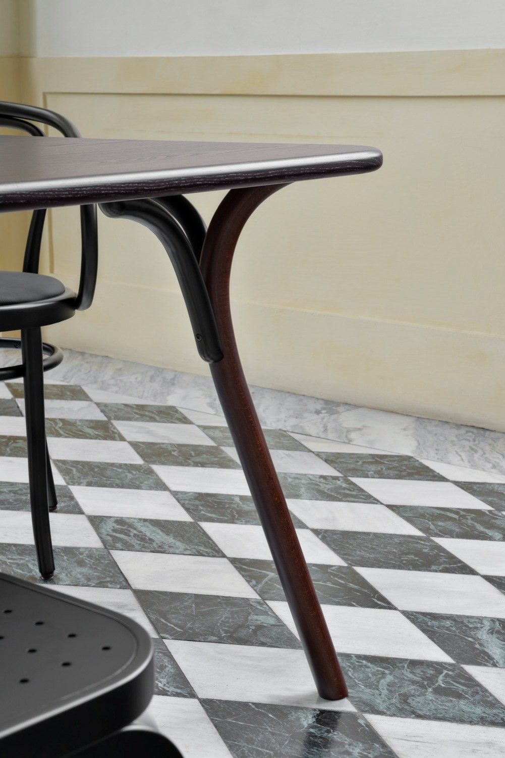 ARCH DINING TABLE tavolo By Wiener GTV Design
