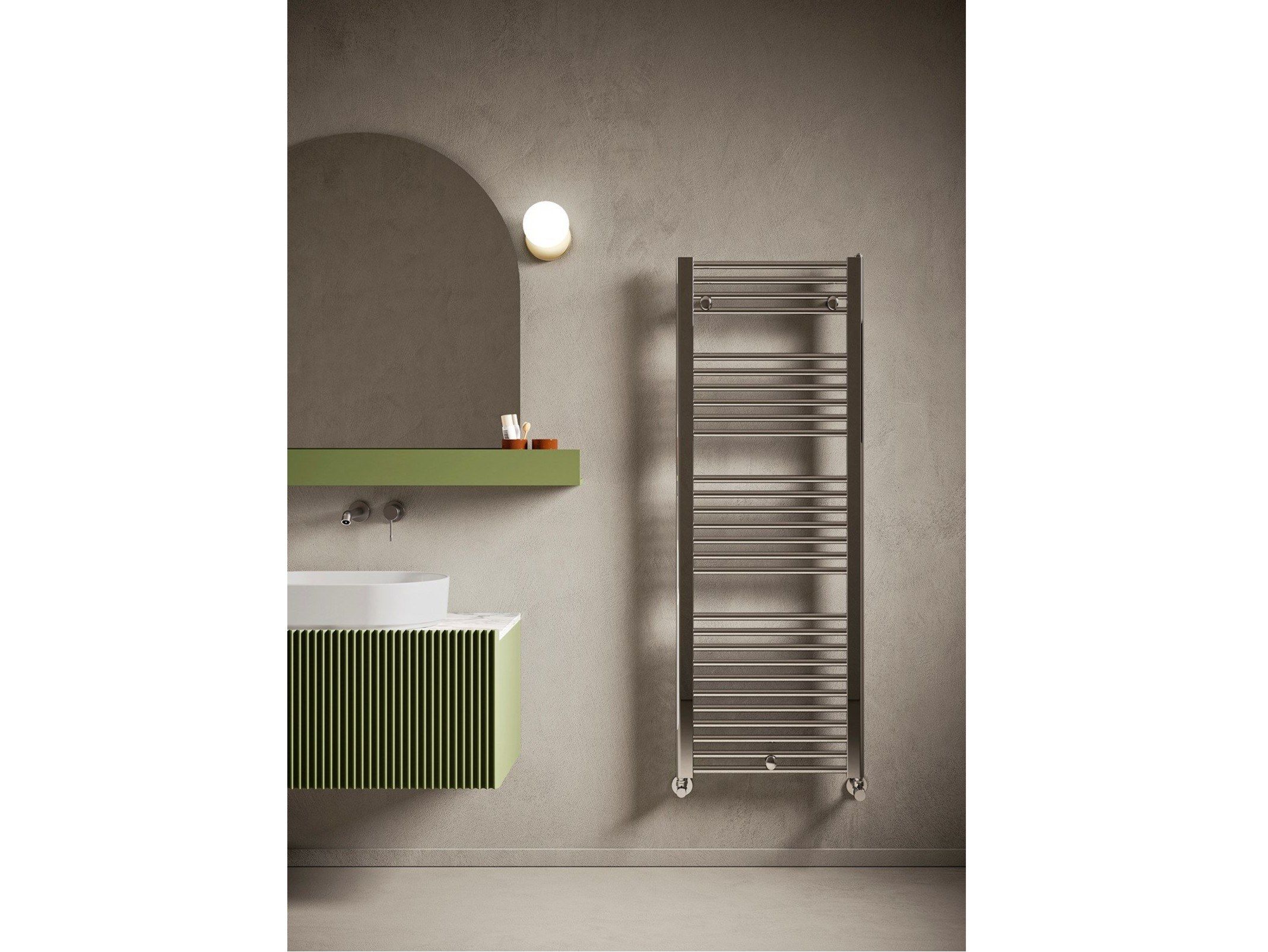 Termoarredo in acciaio cromato a parete ARES | Termoarredo Collezione ...