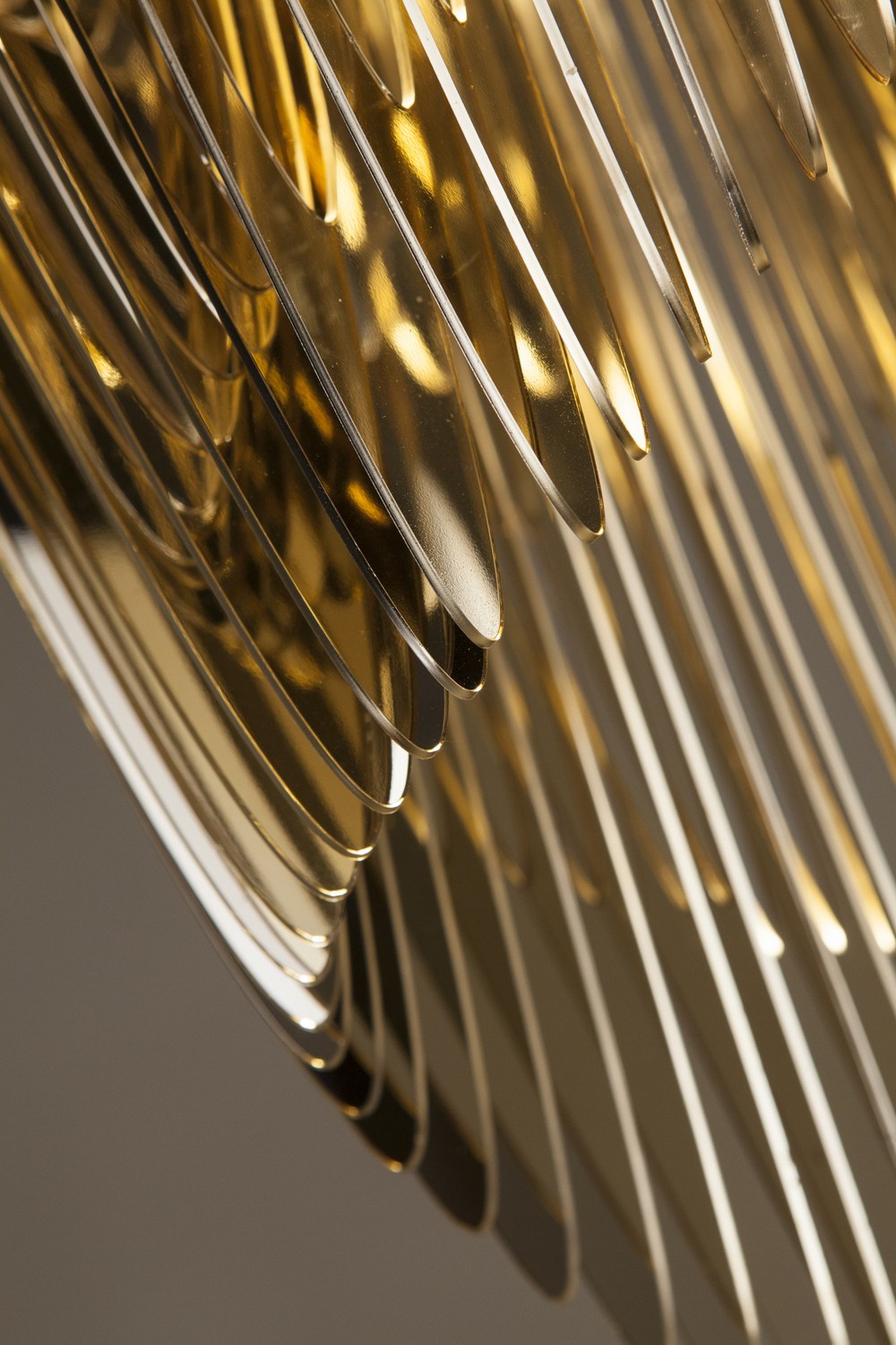 ARIA GOLD pendant lamp By Slamp design Zaha Hadid Design