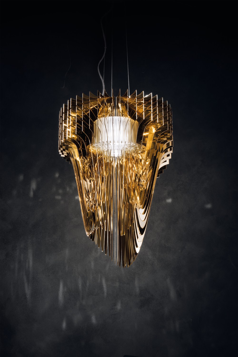 LED pendant lamp ARIA GOLD By Slamp design Zaha Hadid