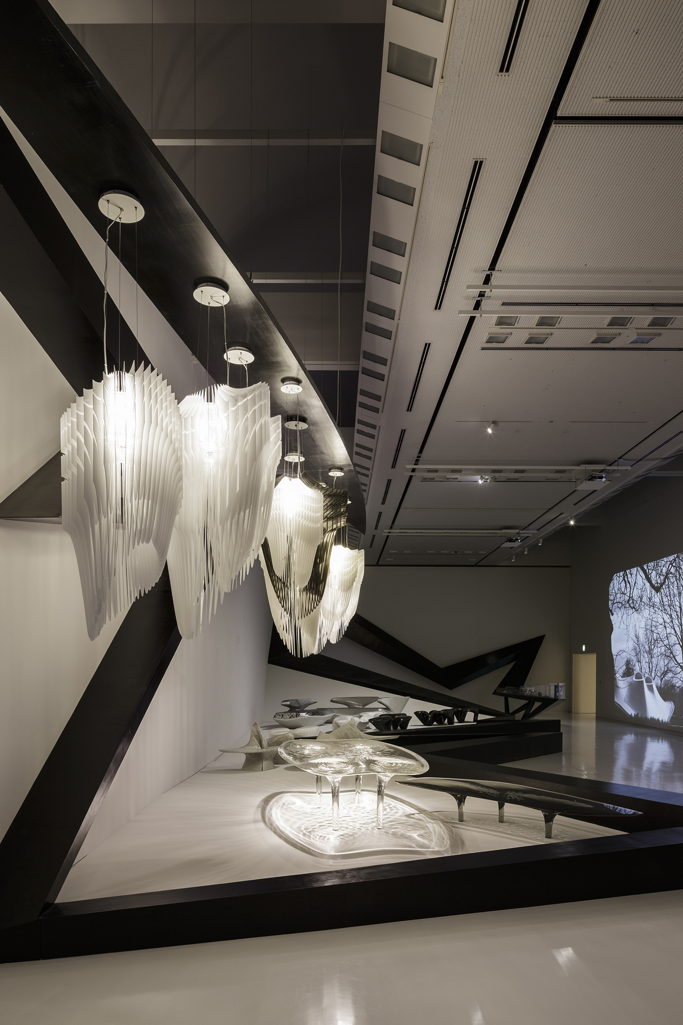 ARIA Pendant lamp By Slamp | design Zaha Hadid Design