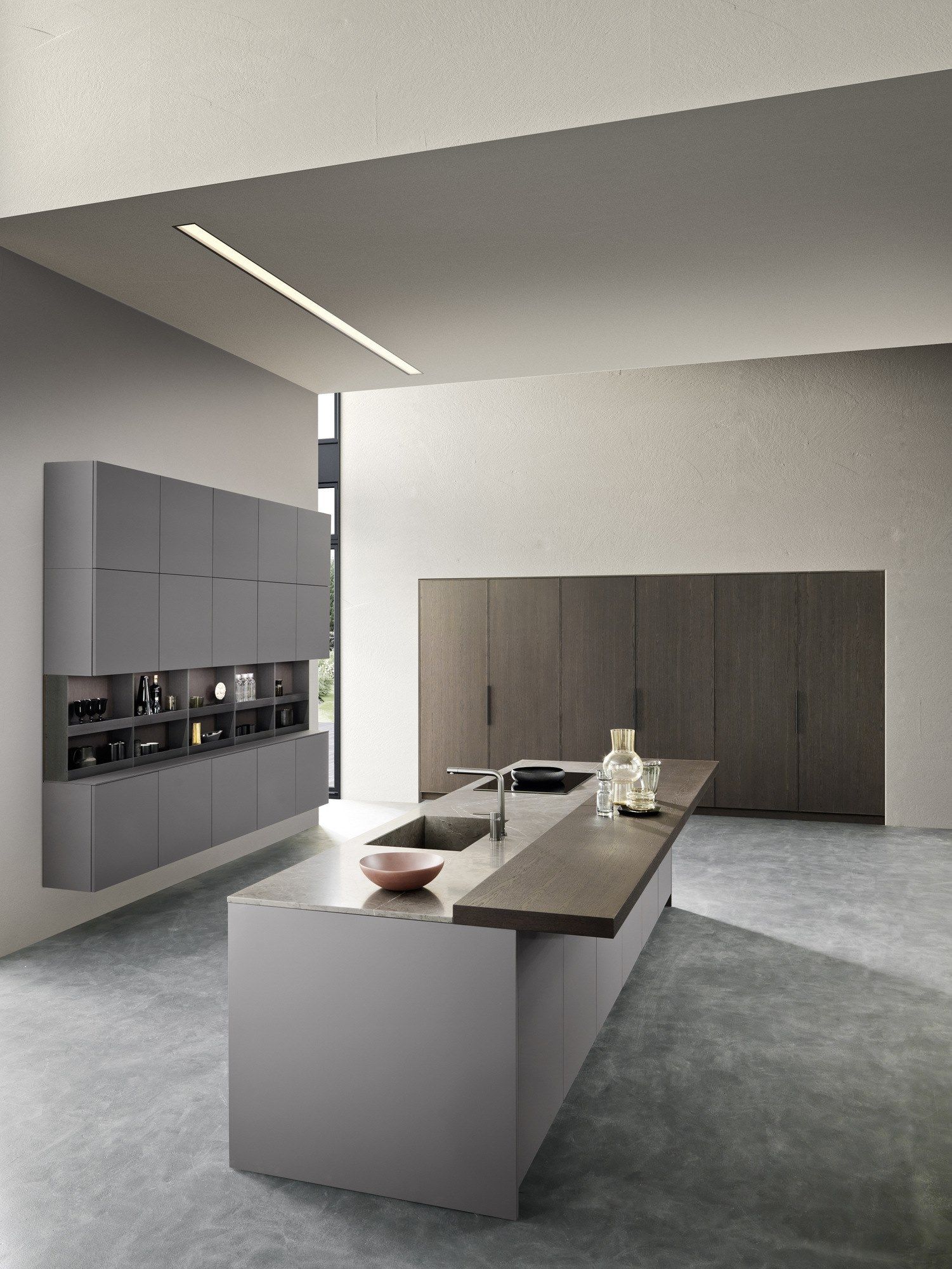 ARKÈ + QUADRA 04 Kitchen with island By Pedini