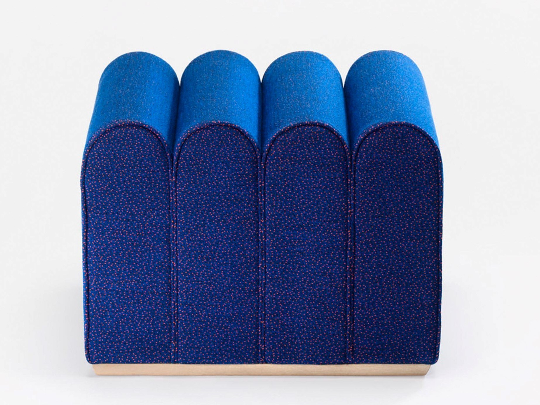 ARKAD Modular fabric pouf By Zilio A&C | design NOTE Design Studio