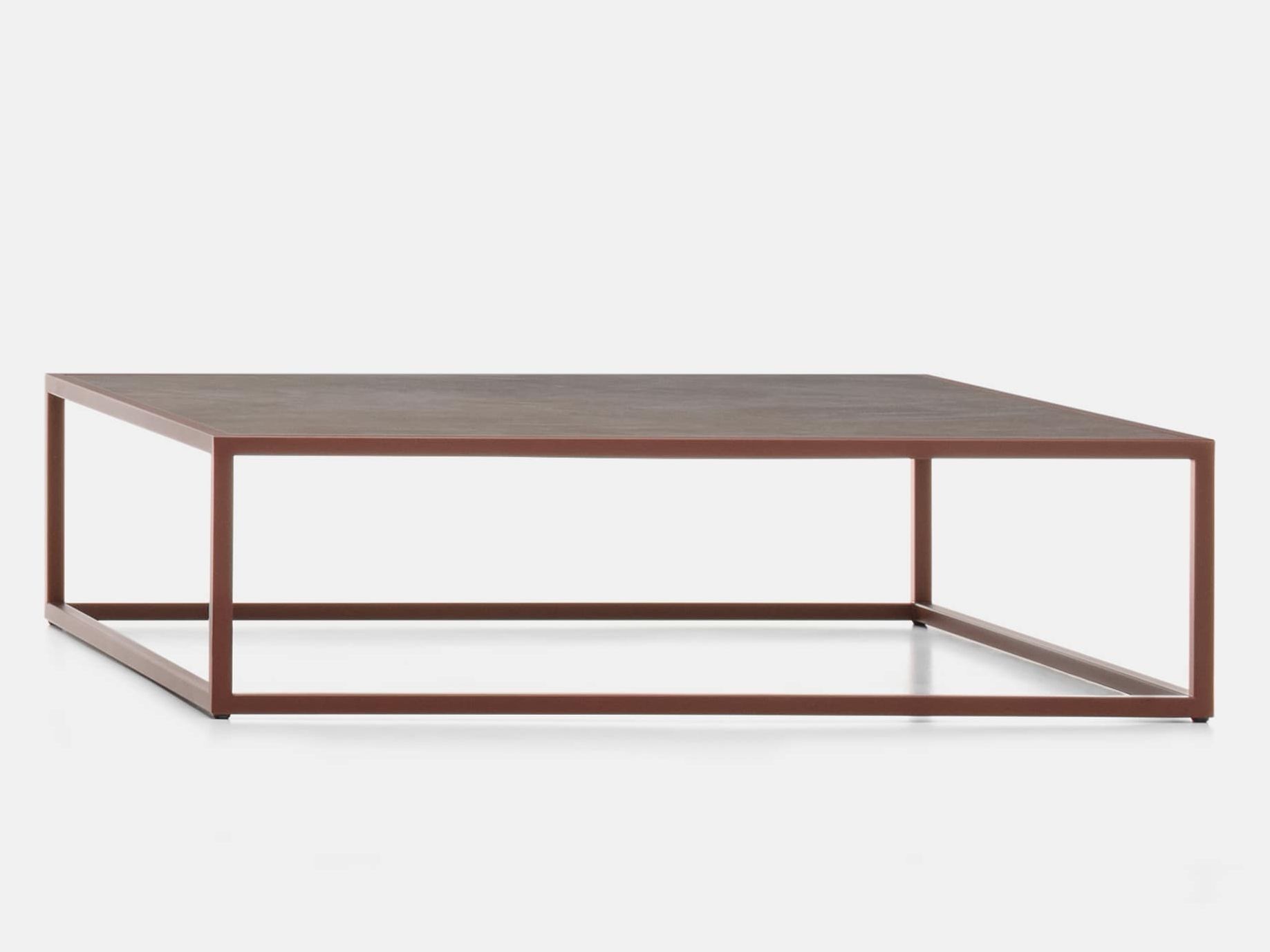 ARPA Low square ceramic coffee table By MDF Italia | design Ramón Esteve