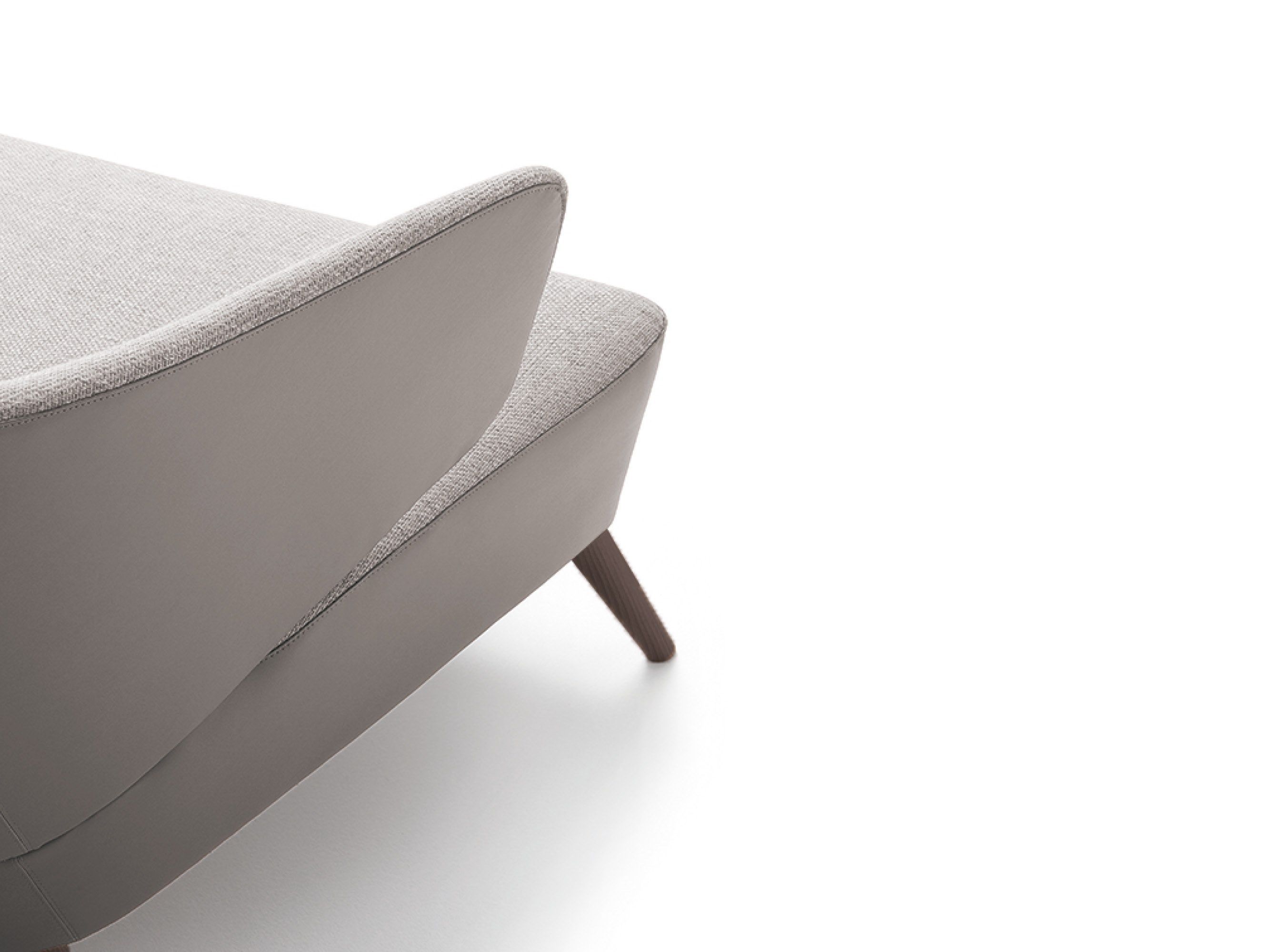 ARSENALE GL1 | 扶手椅 扶手椅 By INNOVA Imbottiti | design Antonio Fattore