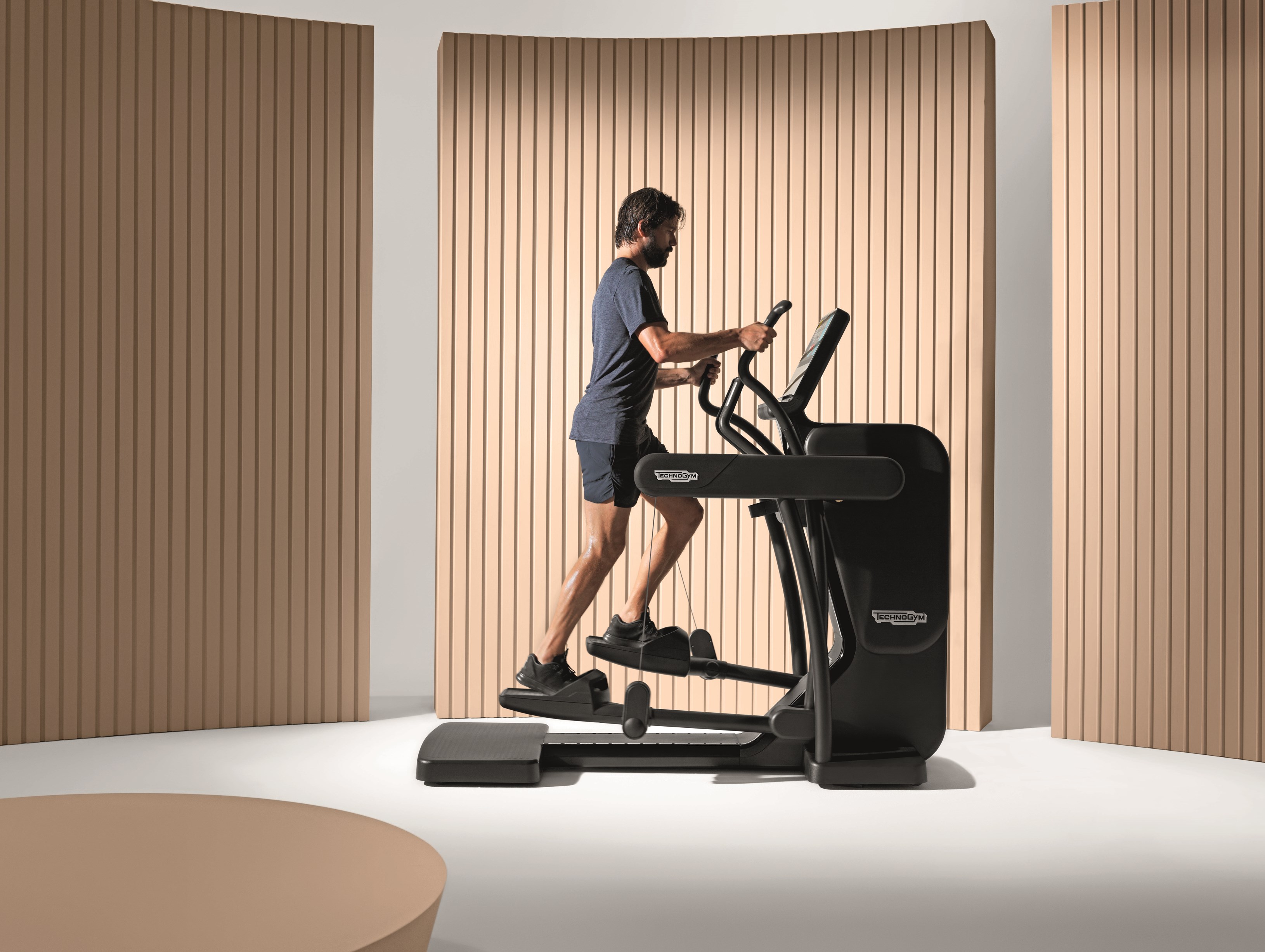 Elliptical ARTIS® VARIO By Technogym