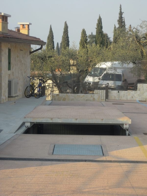 AS-3P RETRACTABLE CAR BOX Automatic parking systems By CARMEC