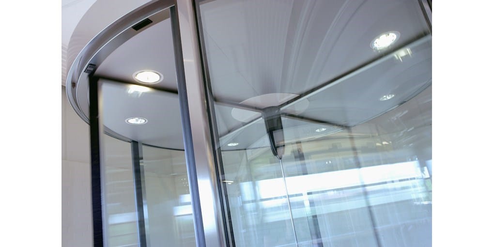 Porta d’ingresso automatica girevole ASSA ABLOY RD3 / RD4 By ASSA ABLOY ...