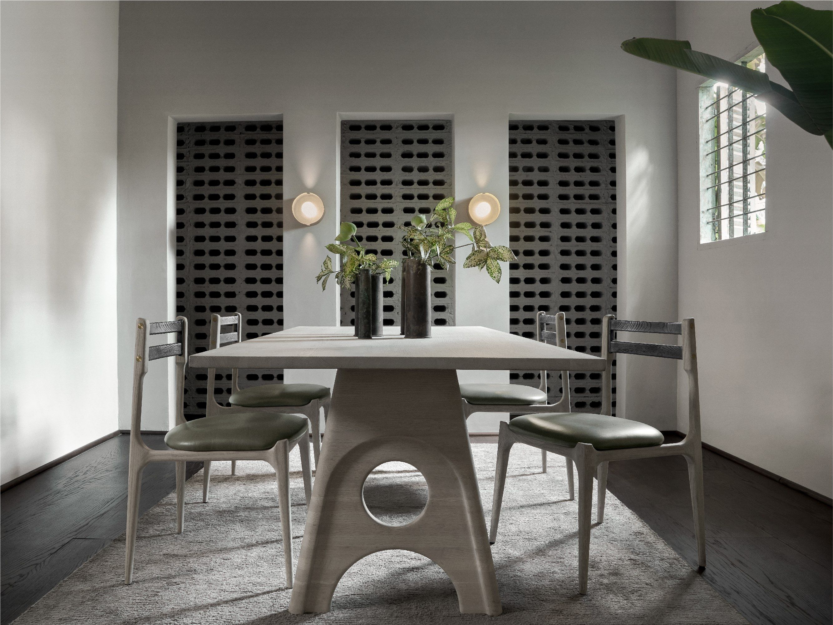 ASSEMBLY | Chair By District Eight