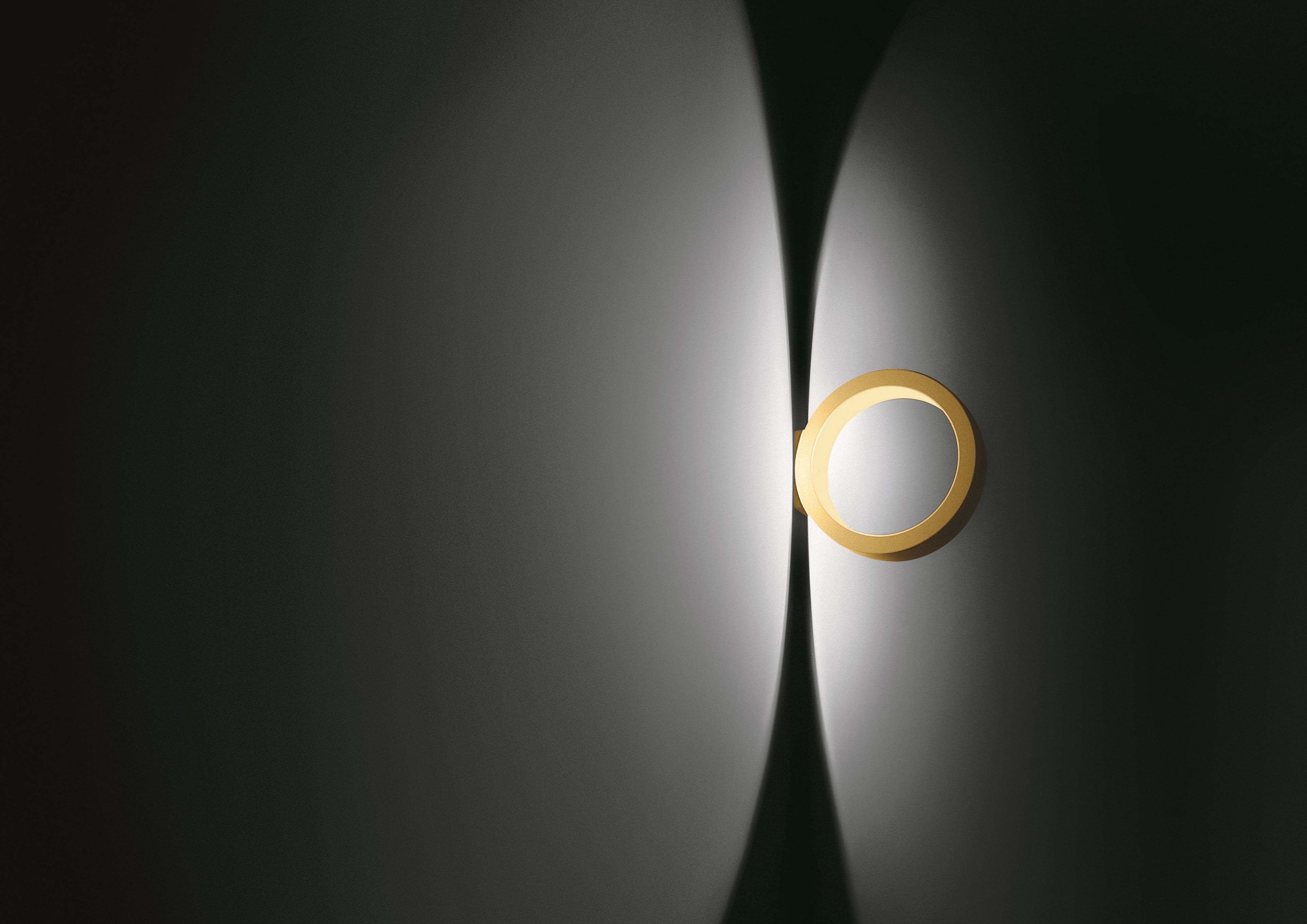 ASSOLO PARETE Wall lamp By Cini&Nils | design Luta Bettonica