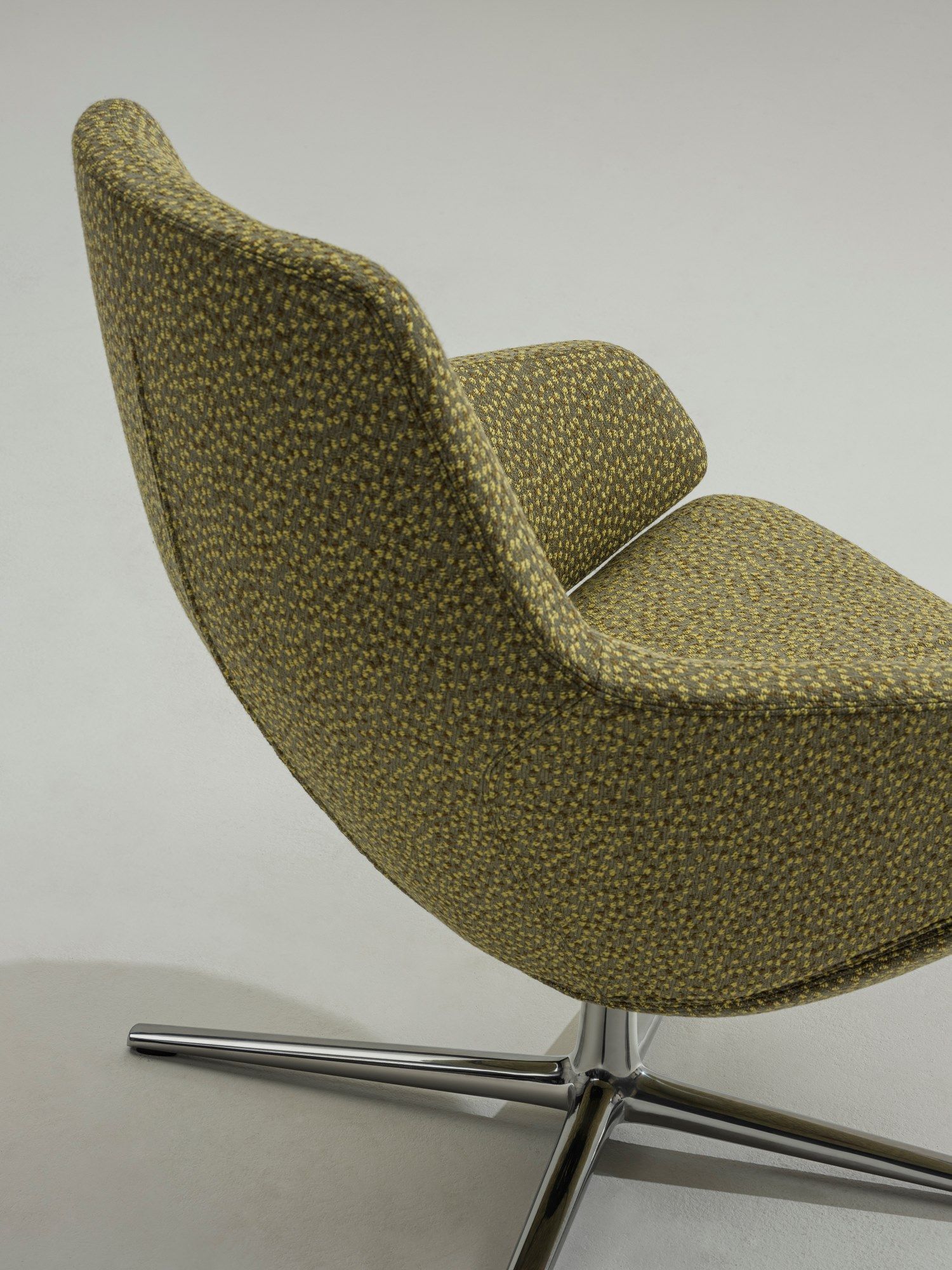 ASTON CLUB | Armchair By arper design Jean-Marie Massaud