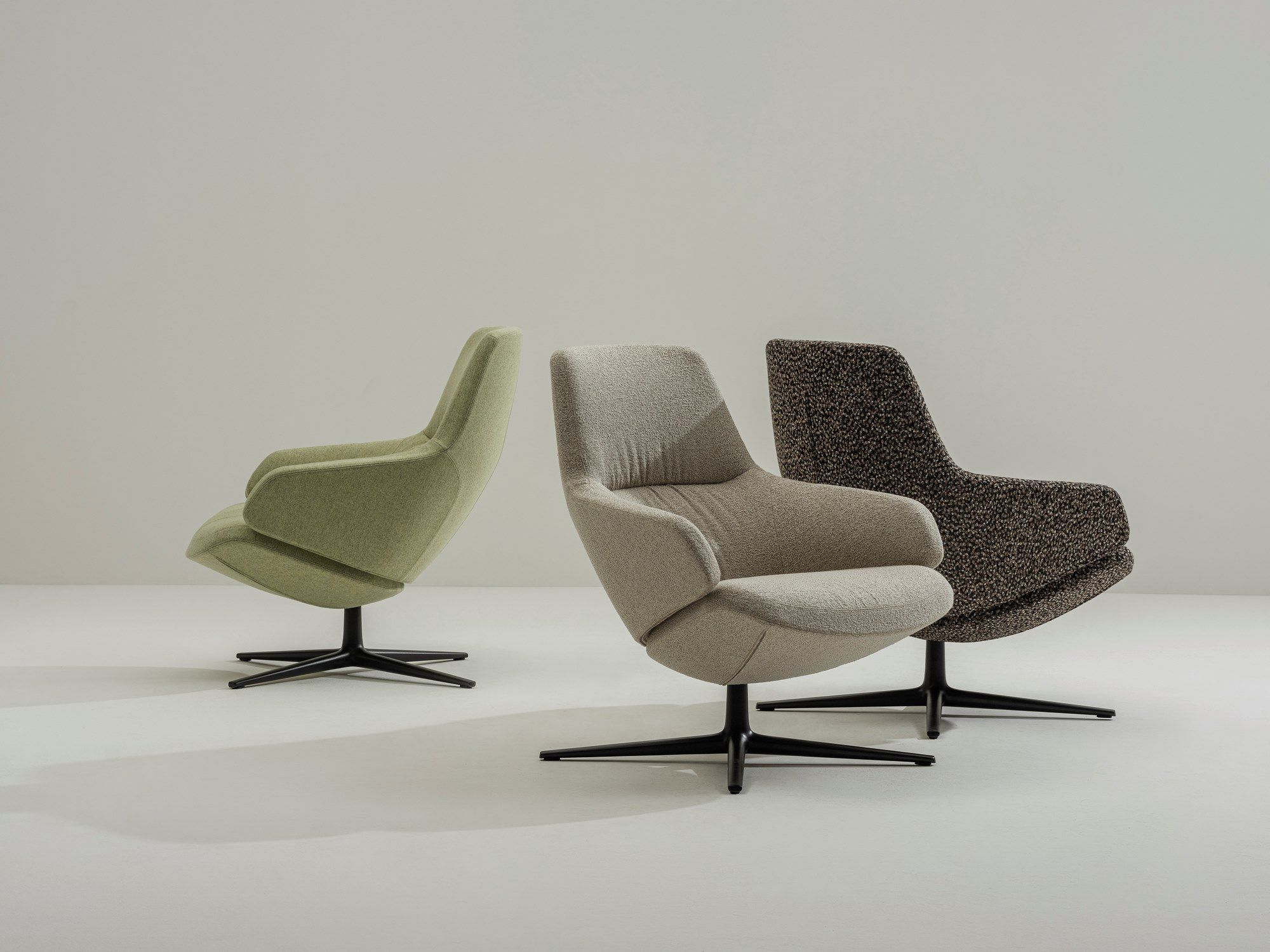 ASTON CLUB Fabric armchair with 4-spoke base with armrests By Arper ...