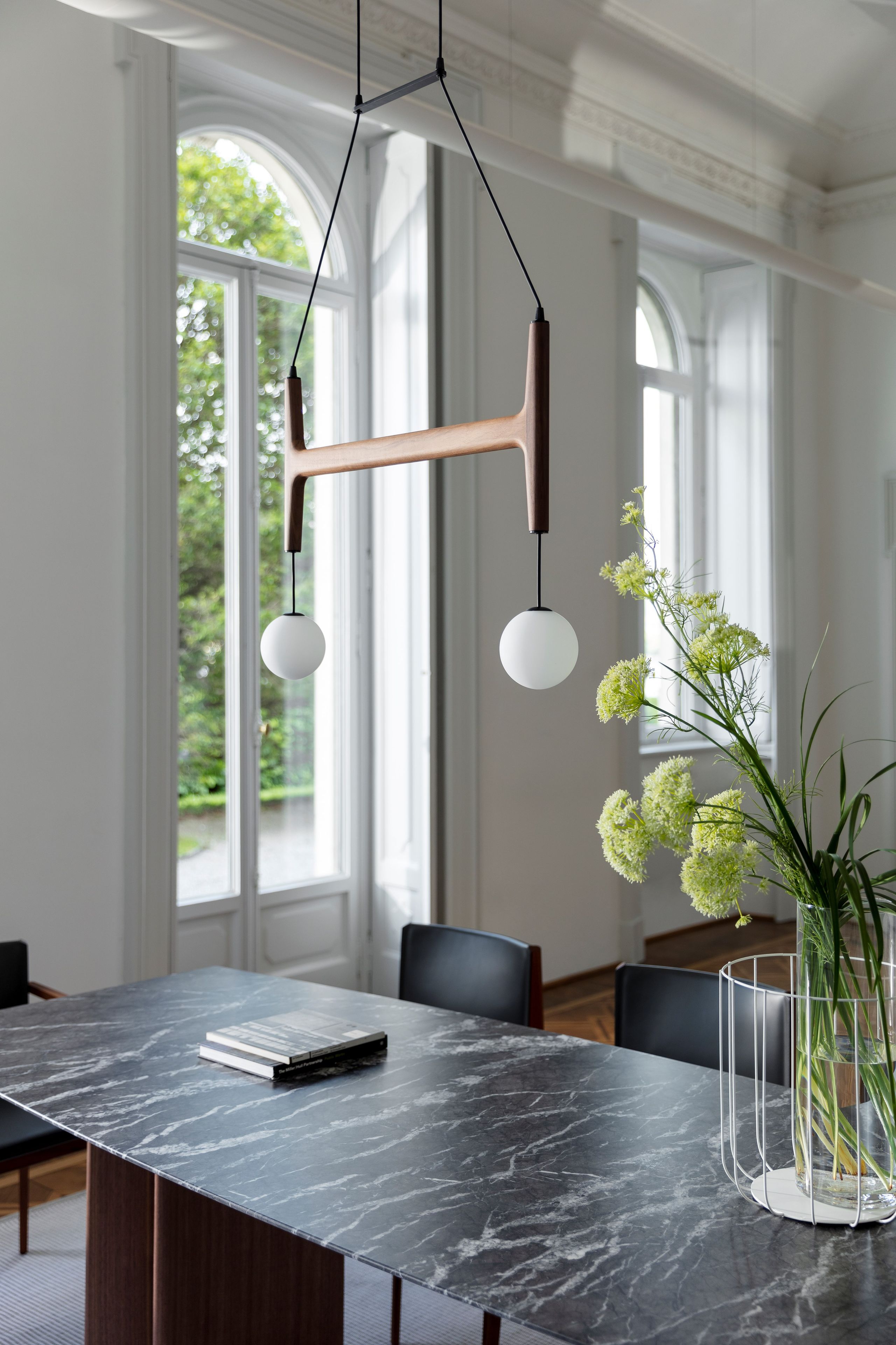 ASTRA Canaletta walnut pendant lamp By Porada | design David Dolcini