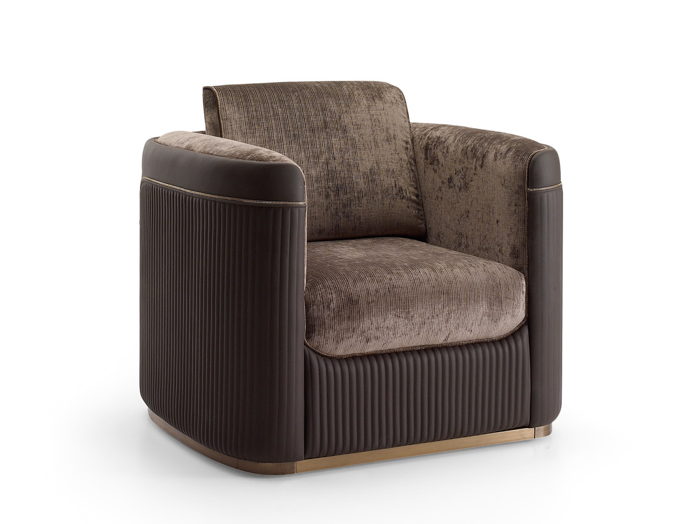 AUGUSTA | Armchair By VOLPI