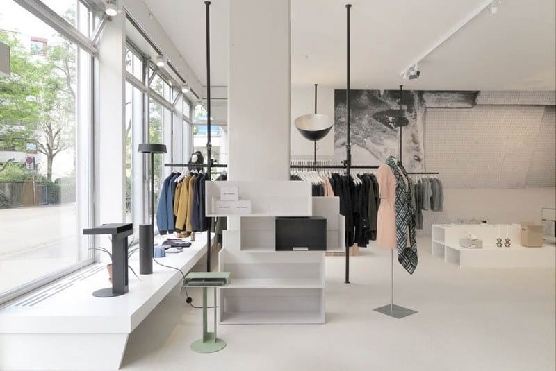 AUTOPOLE Modular retail display unit By ALU