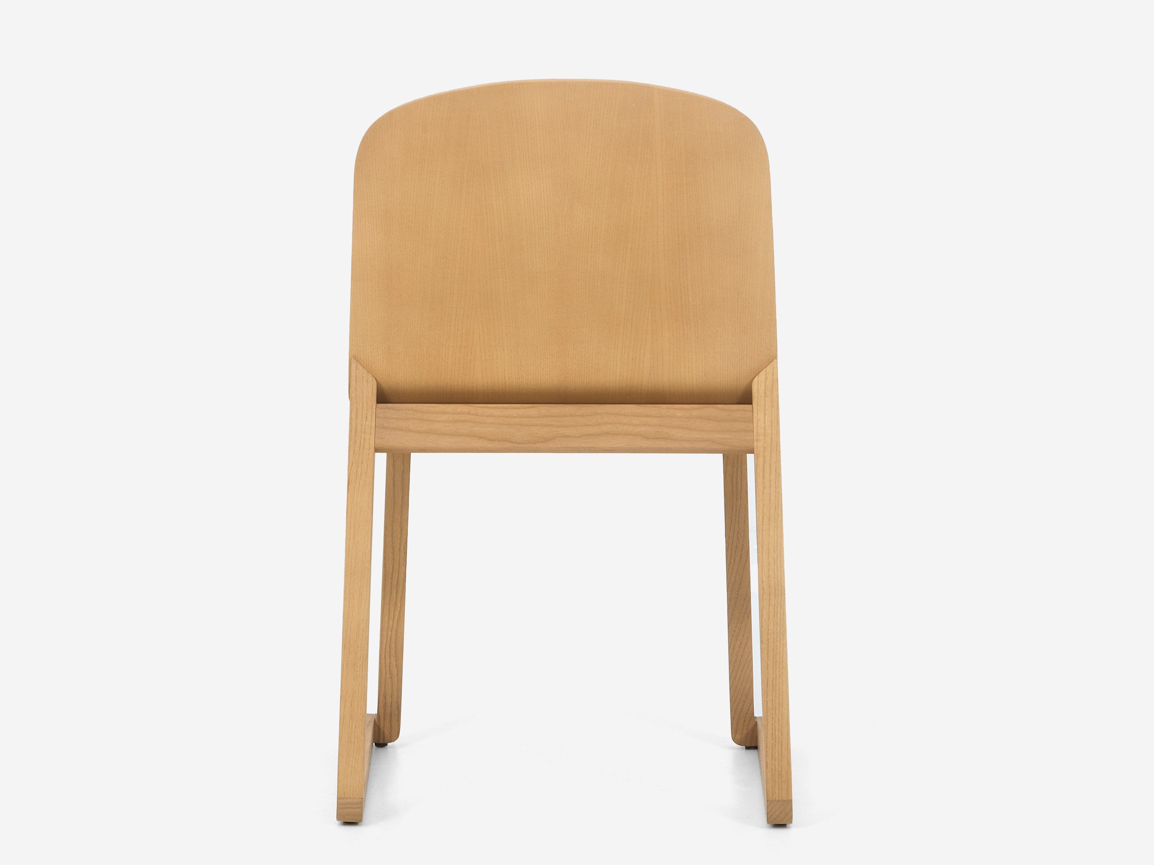 AVA | Stackable chair By Anesis design Lorenz+Kaz