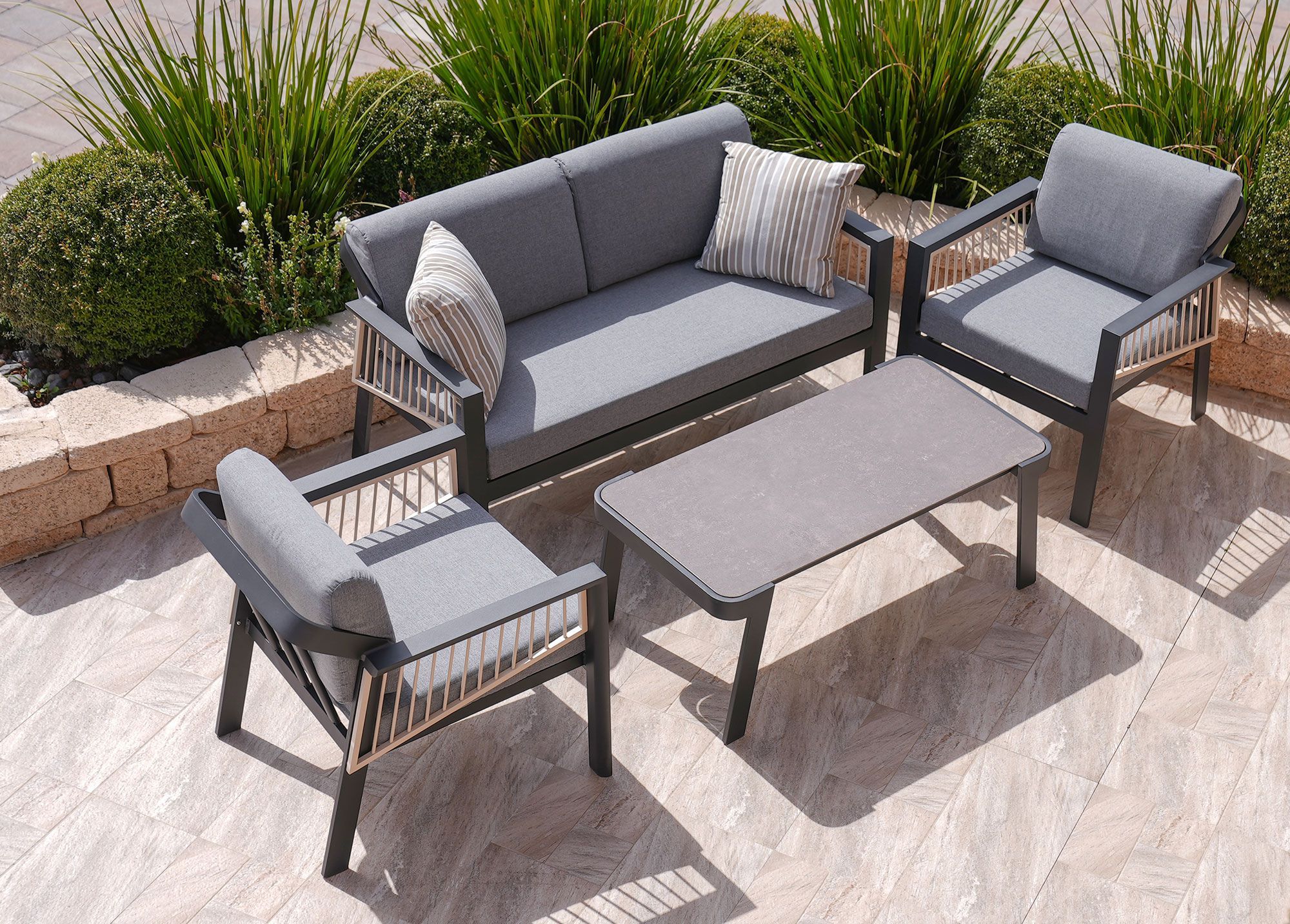 MEG-H Wall tiles By Abet Laminati