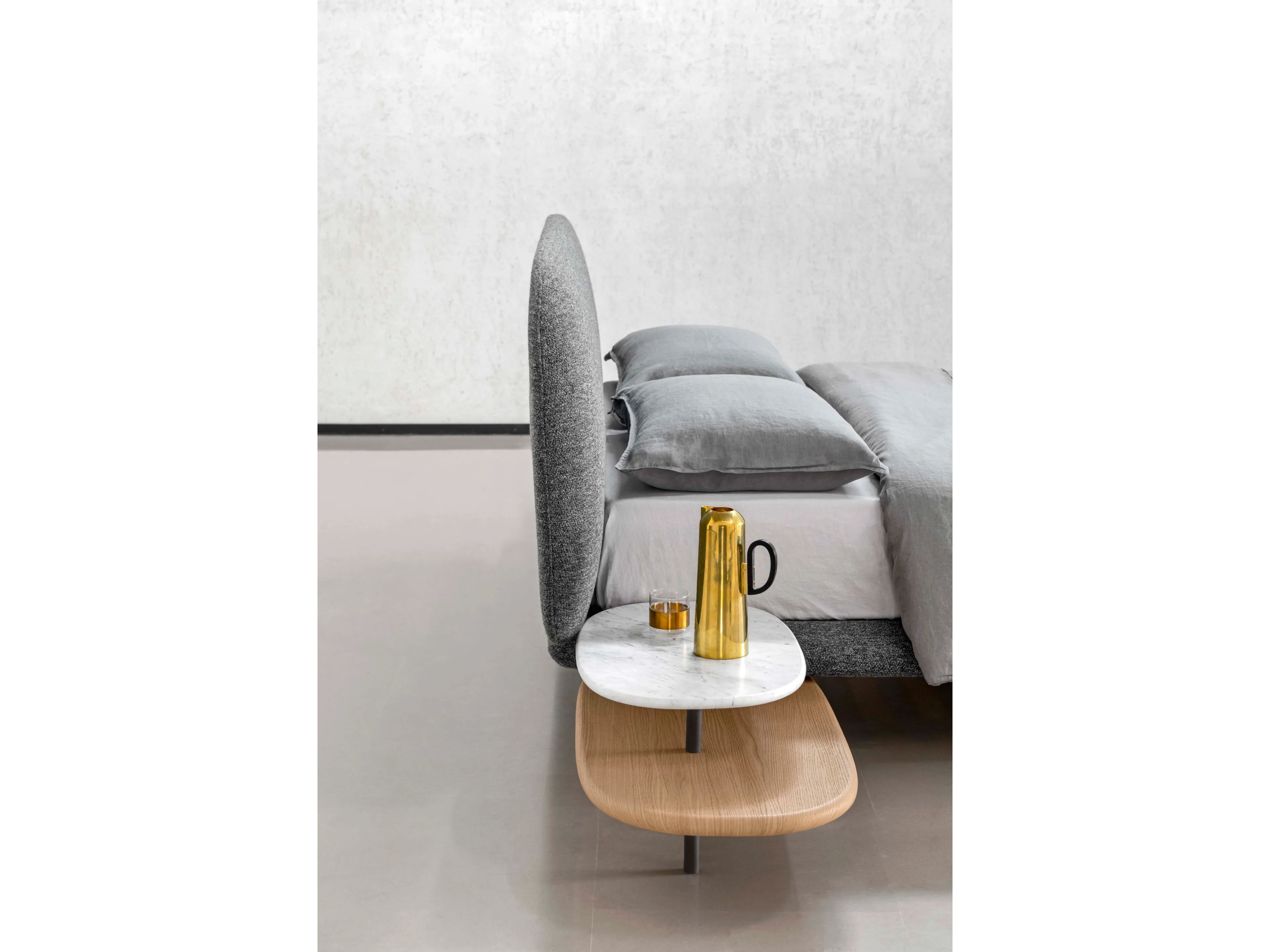 NEYÕ Bed By Alf DaFrè