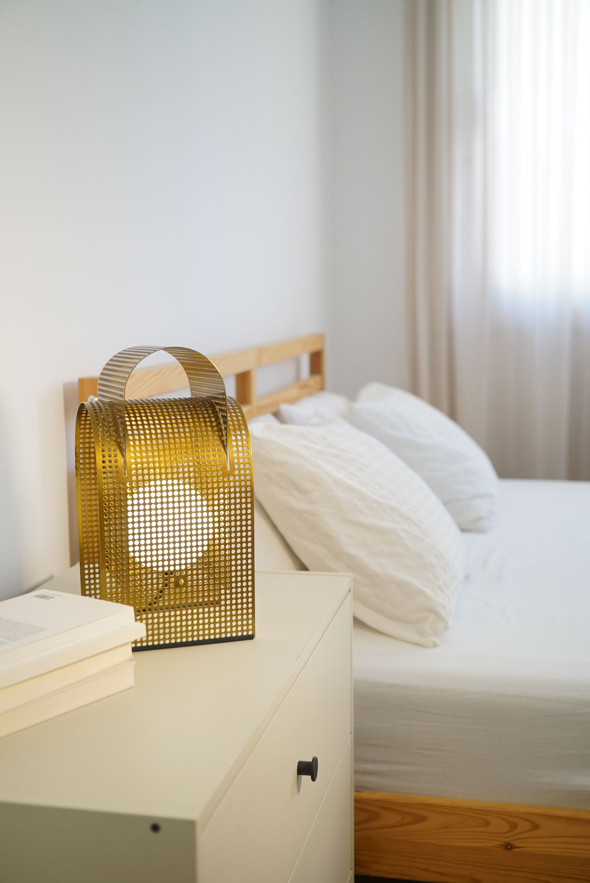 FOLD Table lamp By Alma light