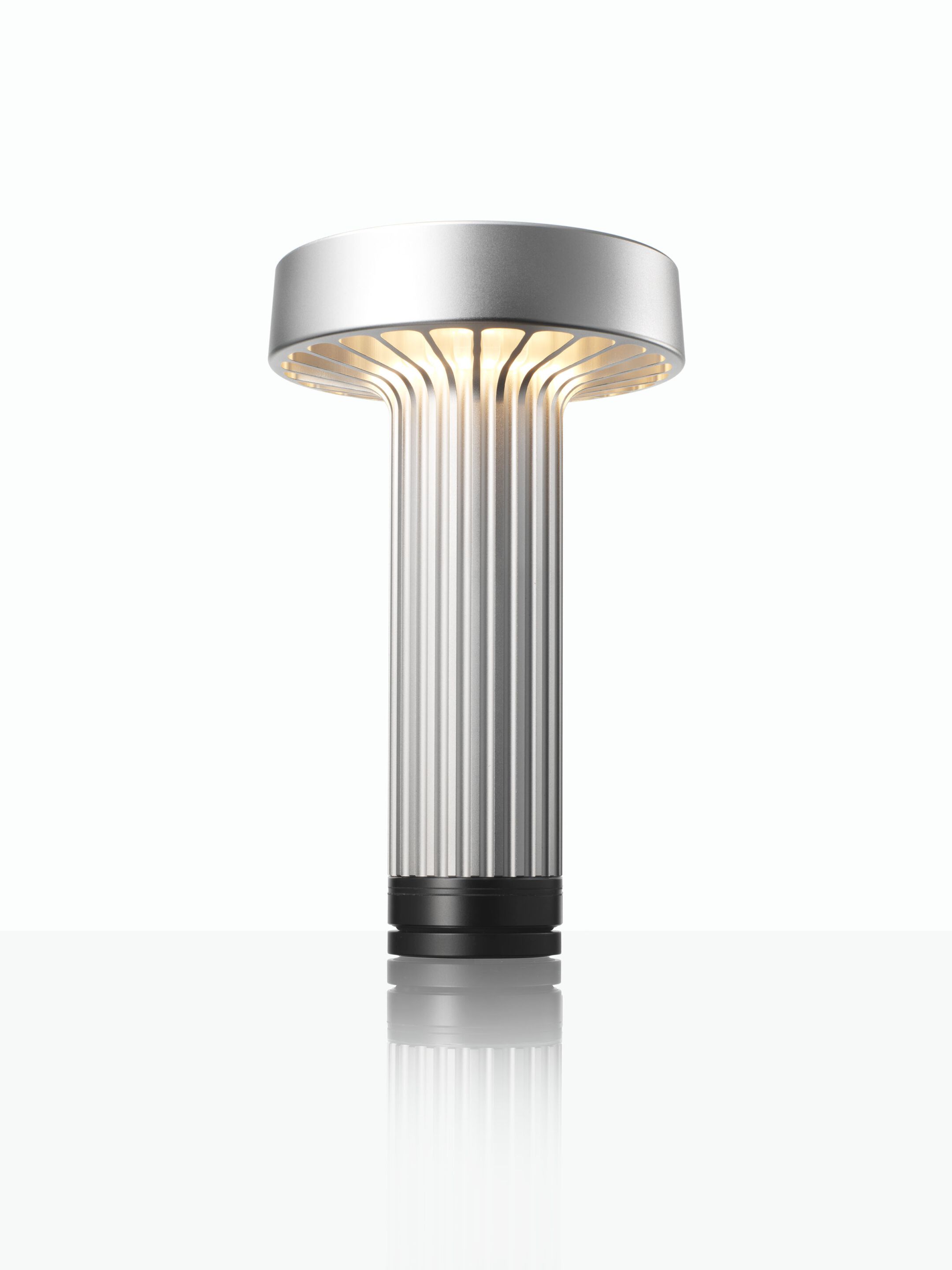 FOTICA Table lamp By Ambientec