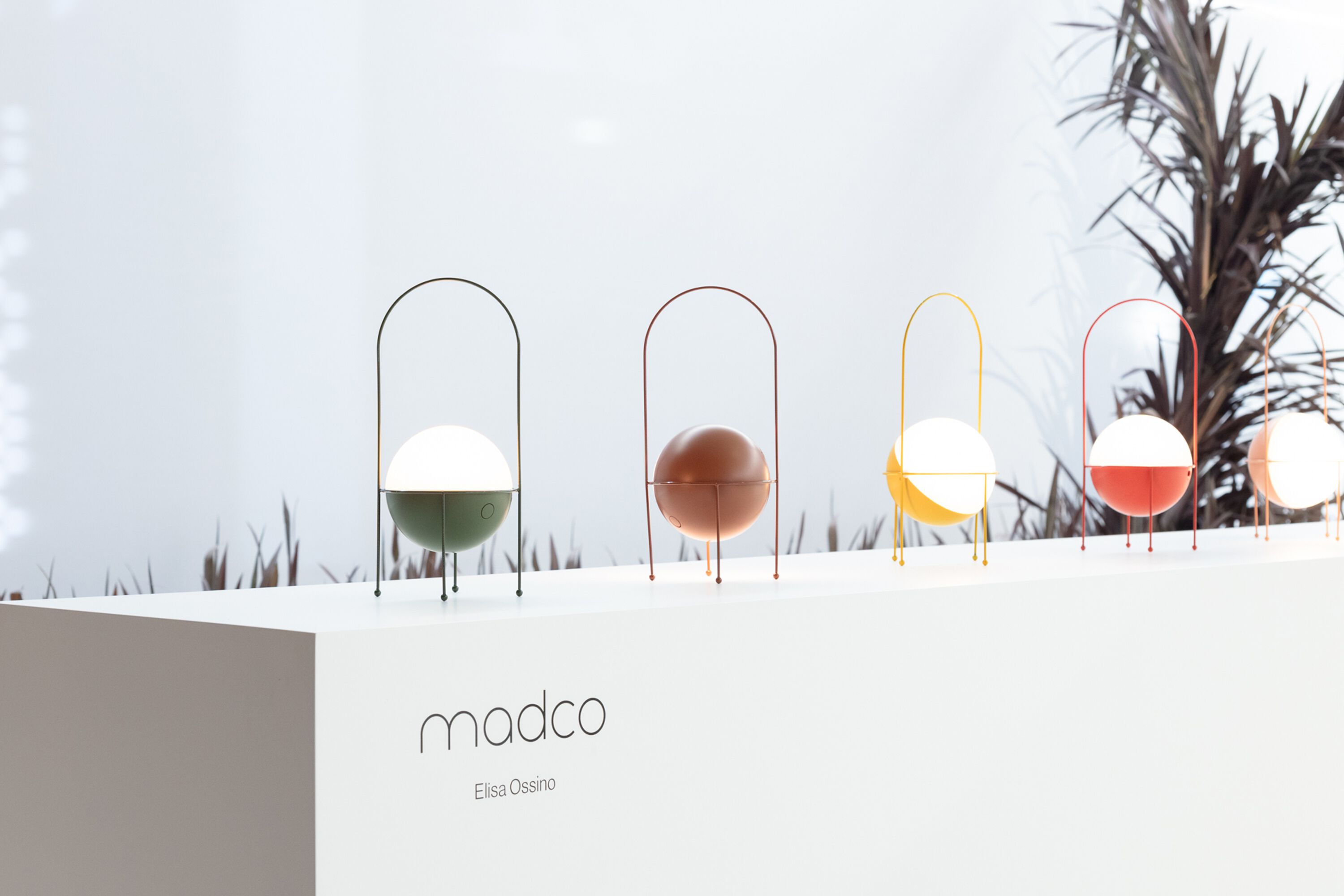 MADCO Outdoor table lamp By Ambientec