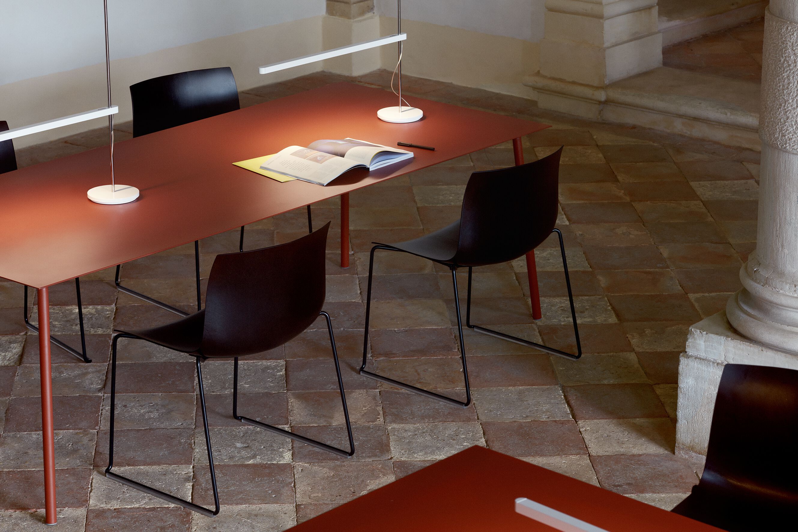 CATIFA CARTA Sled base PaperShell chair By Arper | design Lievore ...