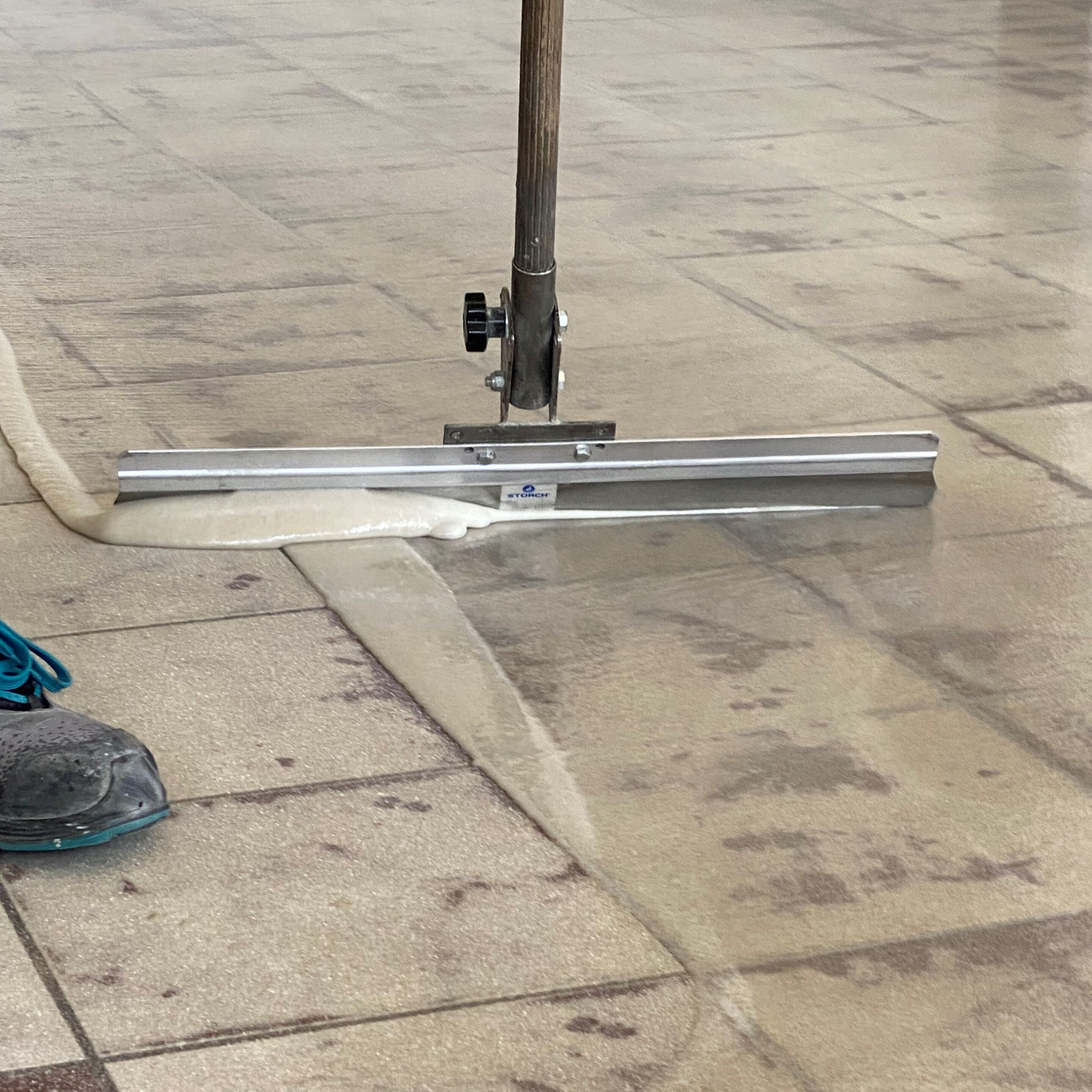 Legante epossidico bicomponente SYNTECH PRIMER EP-W - Azichem - Edilportale